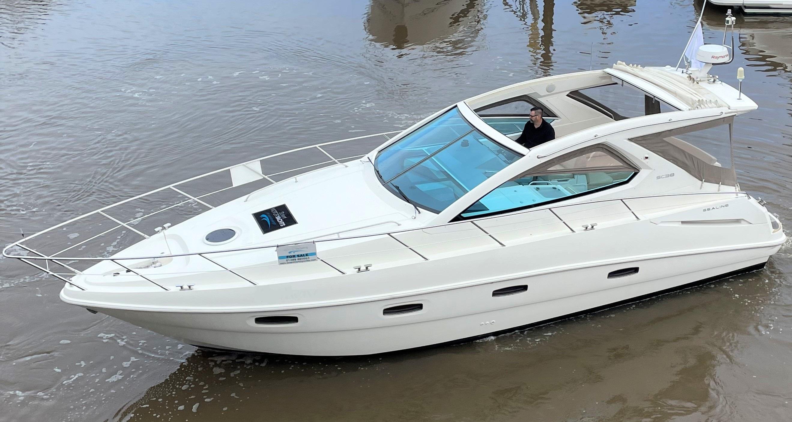 2008 Sealine SC38 Sportboot Kaufen - YachtWorld