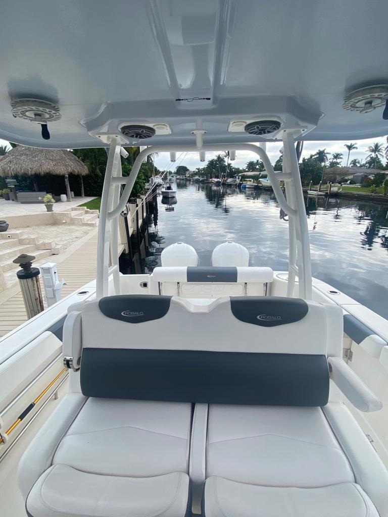 2021 Robalo 2021 Robalo R302 Center Console for sale - YachtWorld