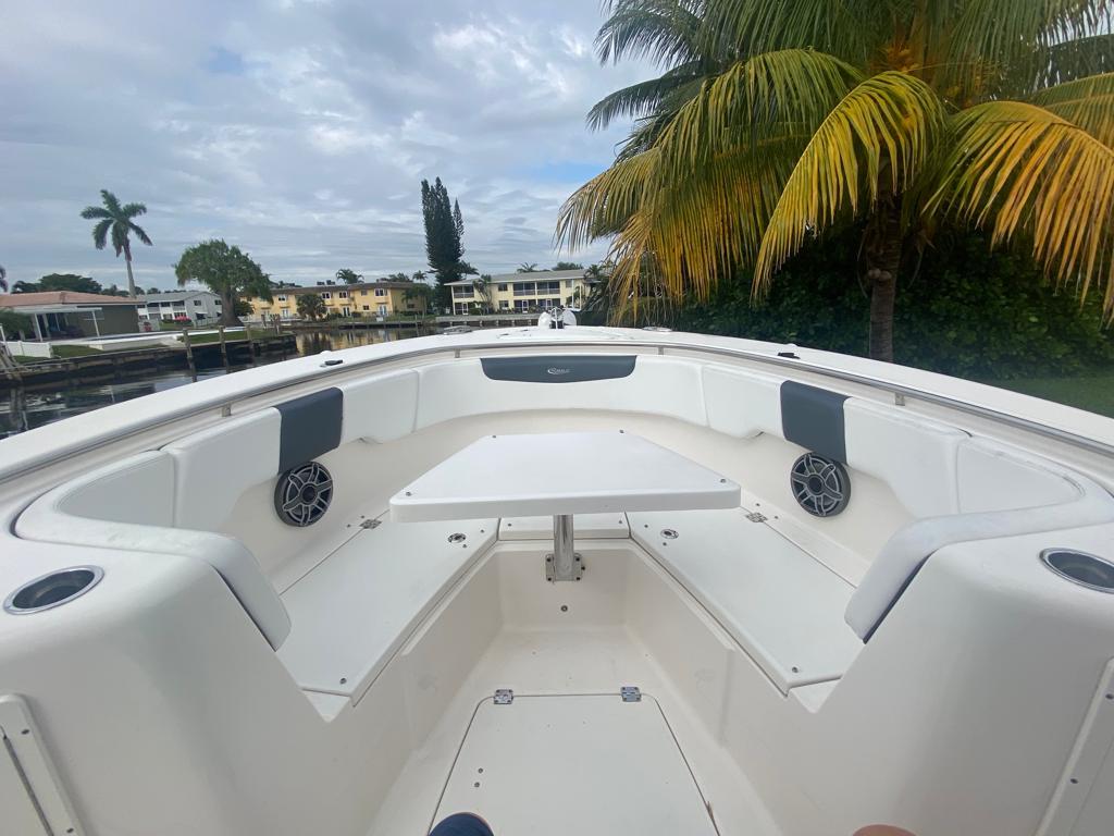 2021 Robalo 2021 Robalo R302 Center Console for sale - YachtWorld
