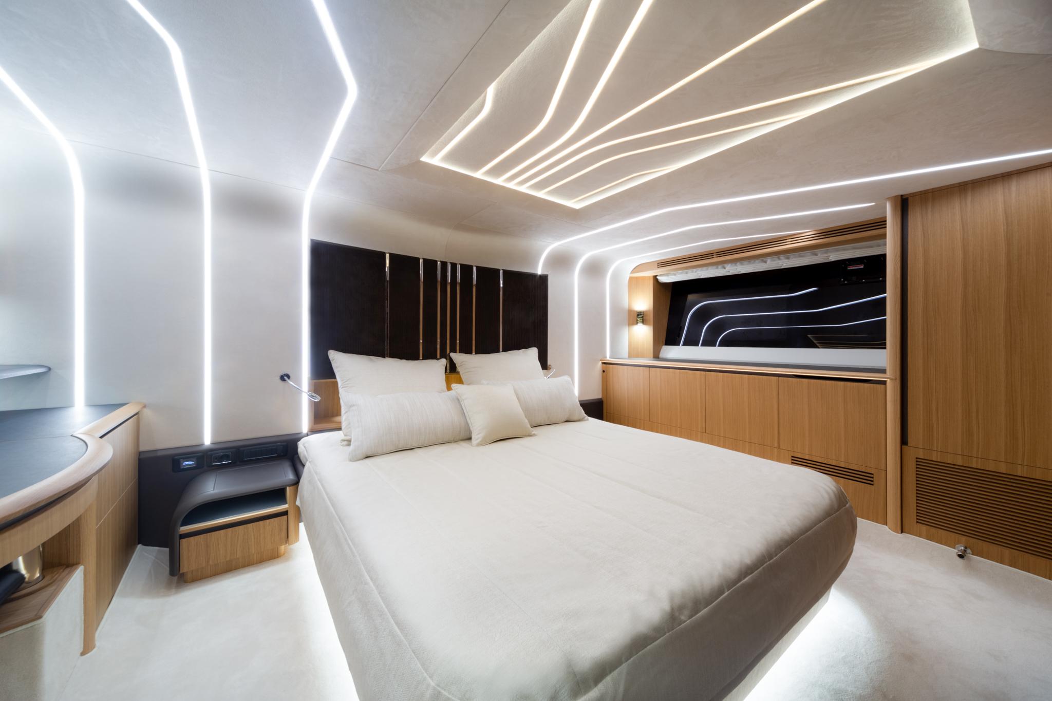 2020 Galeon 680 Fly Flybridge for sale - YachtWorld