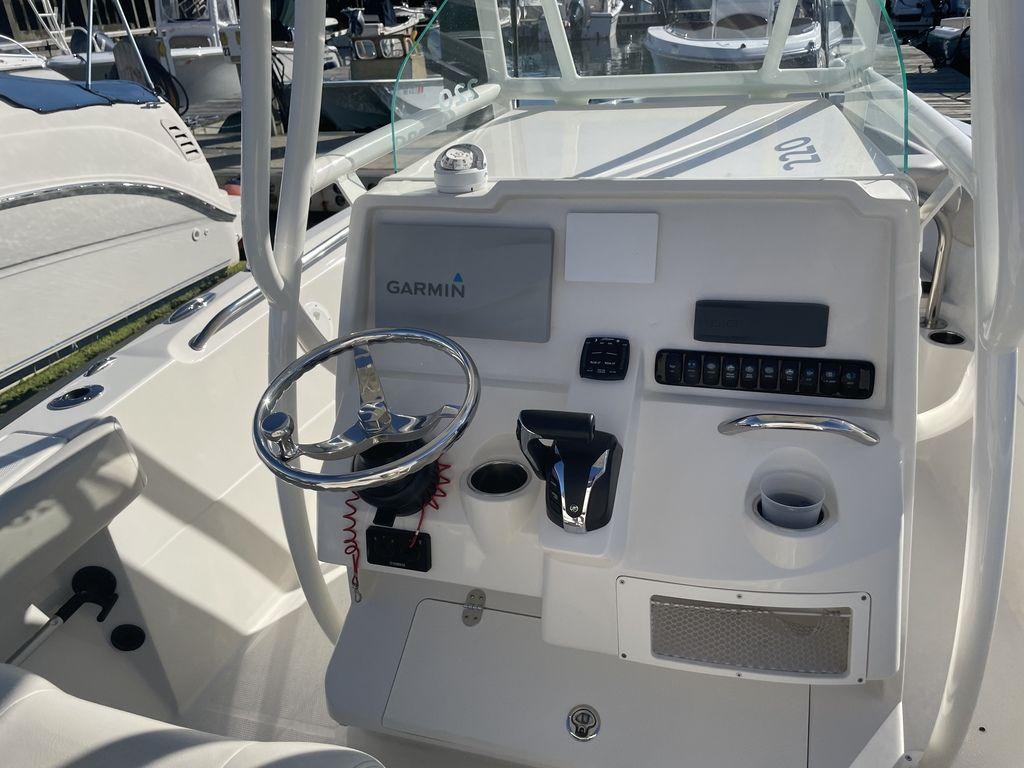 2022 Sailfish 220 CC Centre Console for sale - YachtWorld