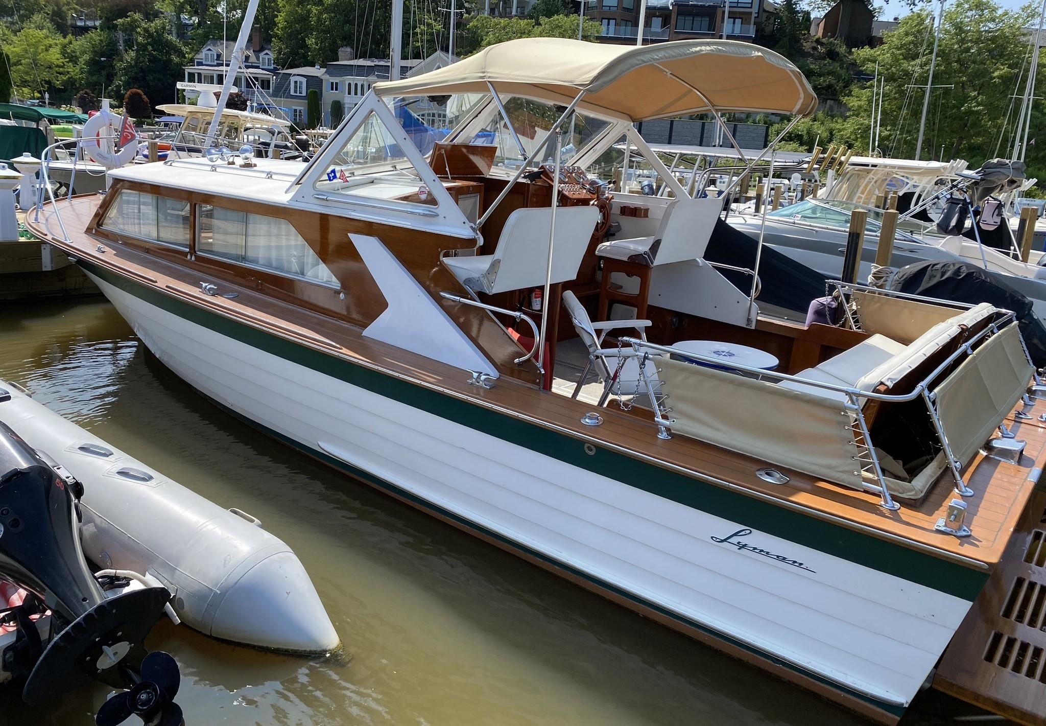 1969 Lyman Express Cruiser Bateaux à moteur classiques à vendre ...