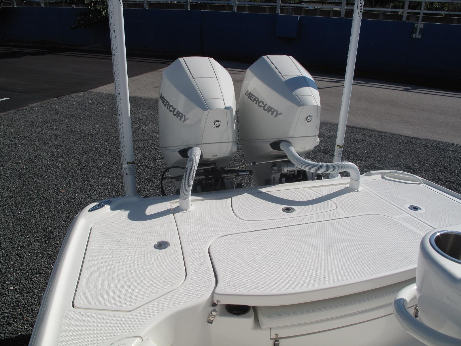 2024 SeaVee 270Z Bay for sale - YachtWorld