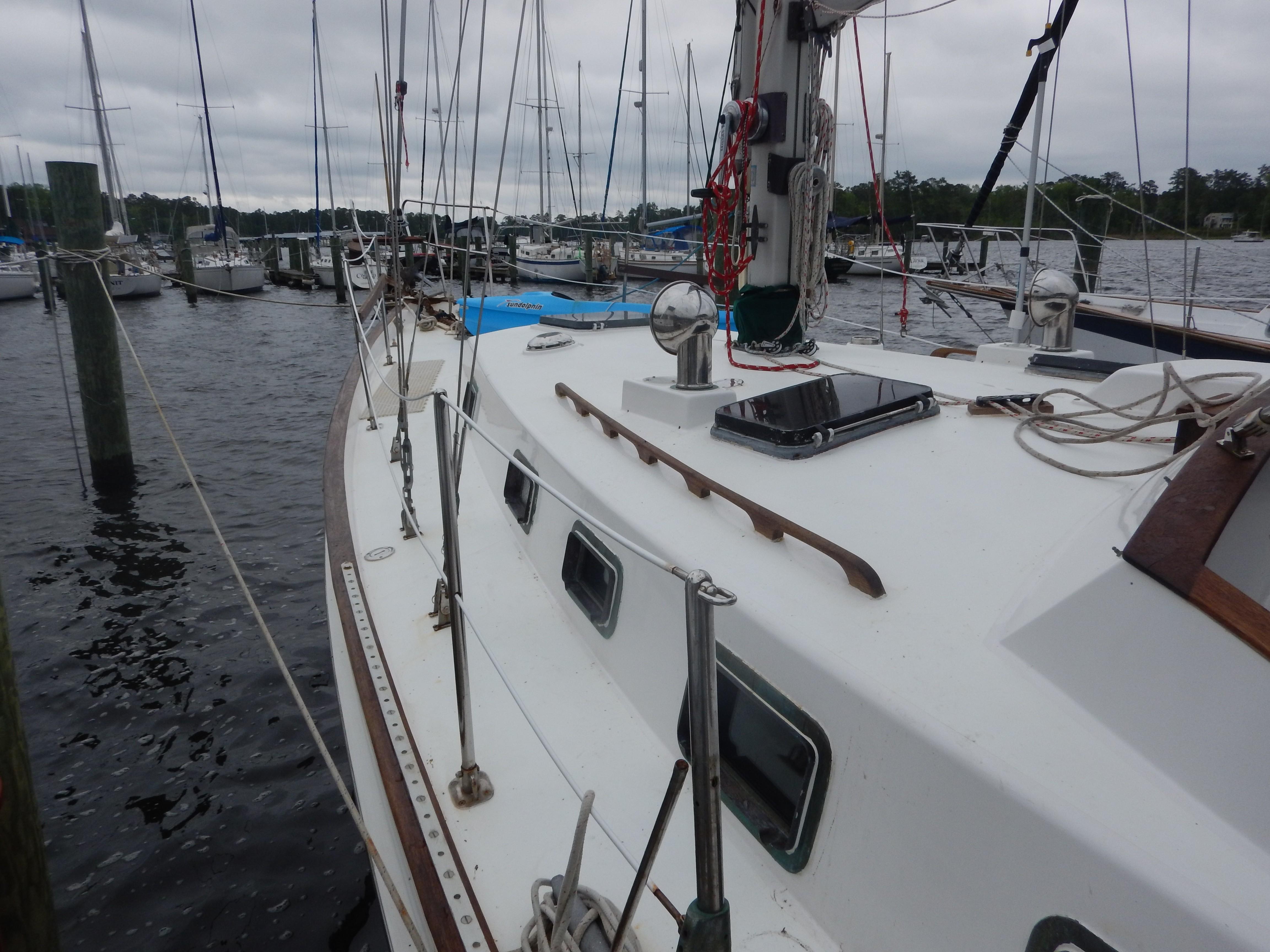 1983 Whitby 42 Cruiser for sale - YachtWorld
