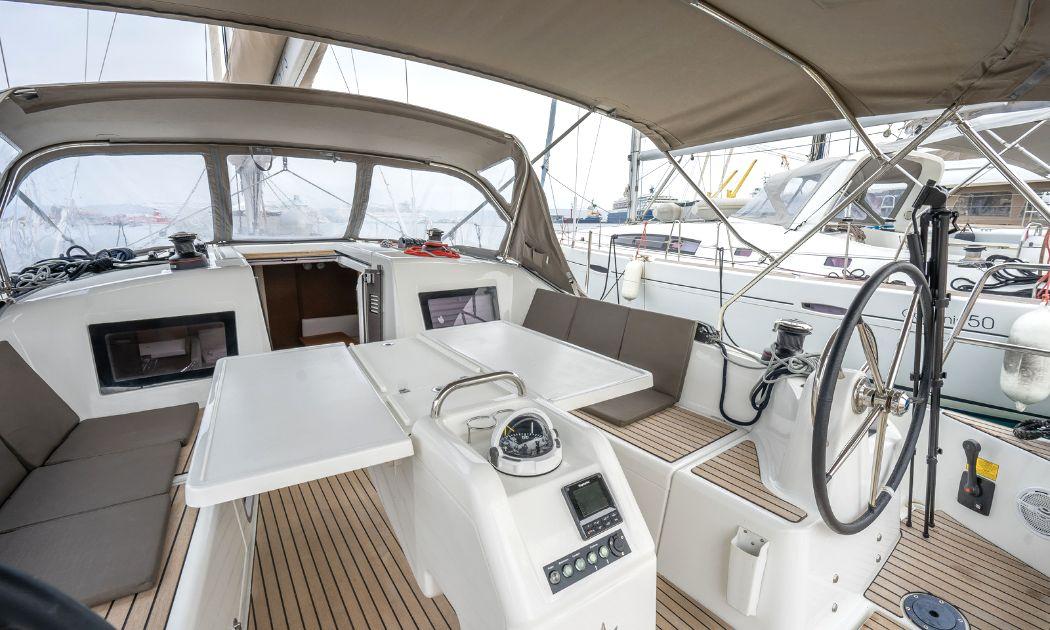 2021 Jeanneau Sun Odyssey 410 Sloop for sale - YachtWorld