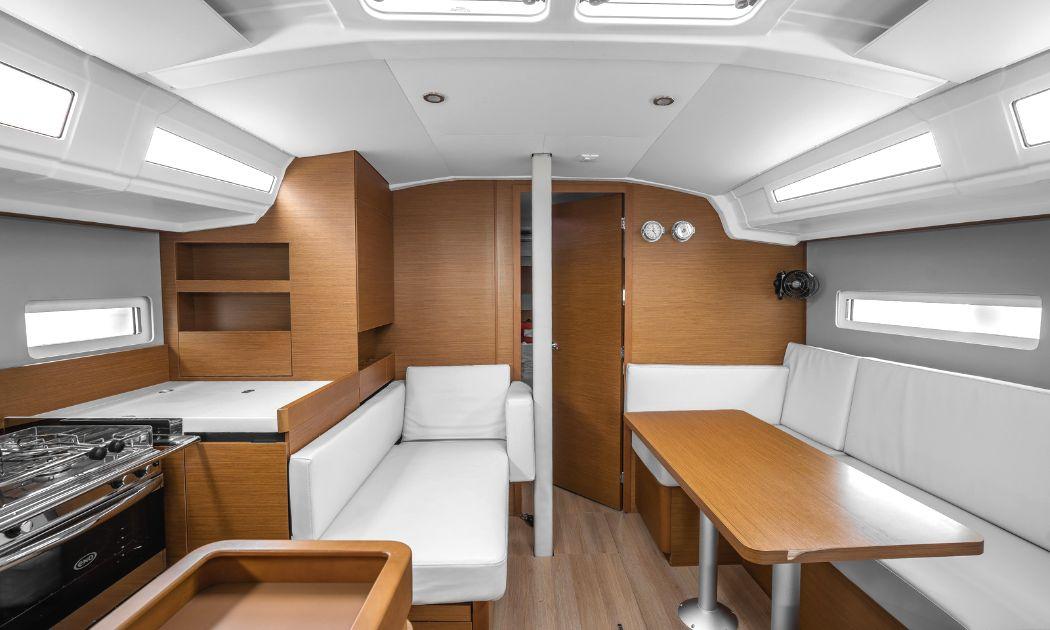 2021 Jeanneau Sun Odyssey 410 Sloop for sale - YachtWorld