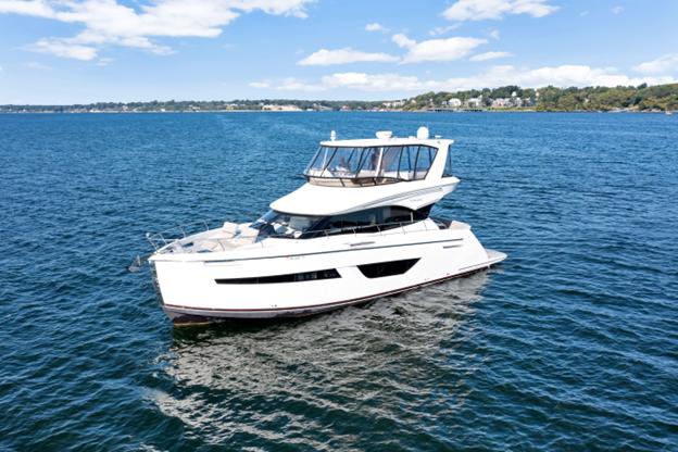 2020 Carver C52 Command Bridge Cruiser for sale - YachtWorld
