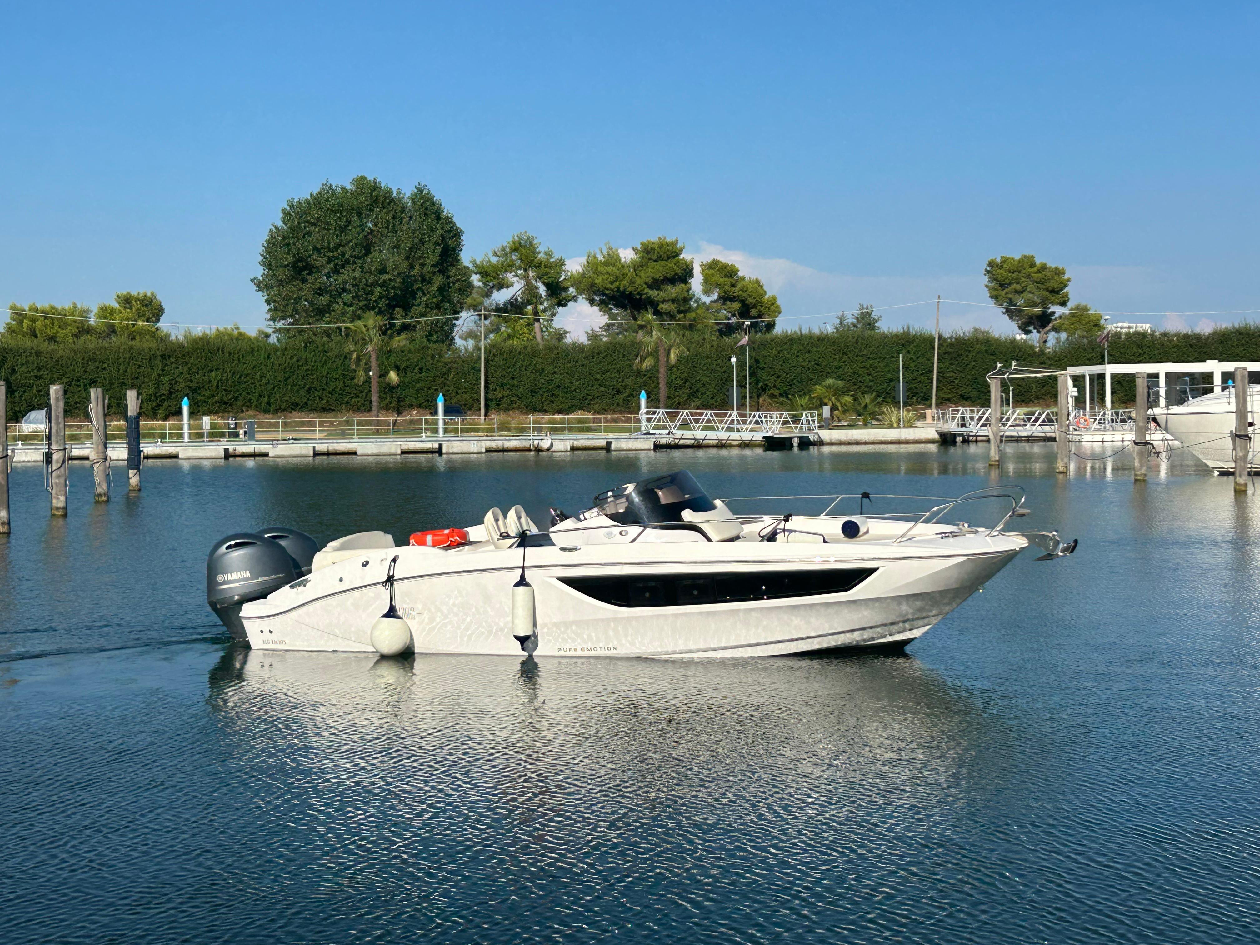 Sessa Marine Key Largo 27 | 8m | 2019 - Venezia | Boats and Outboards