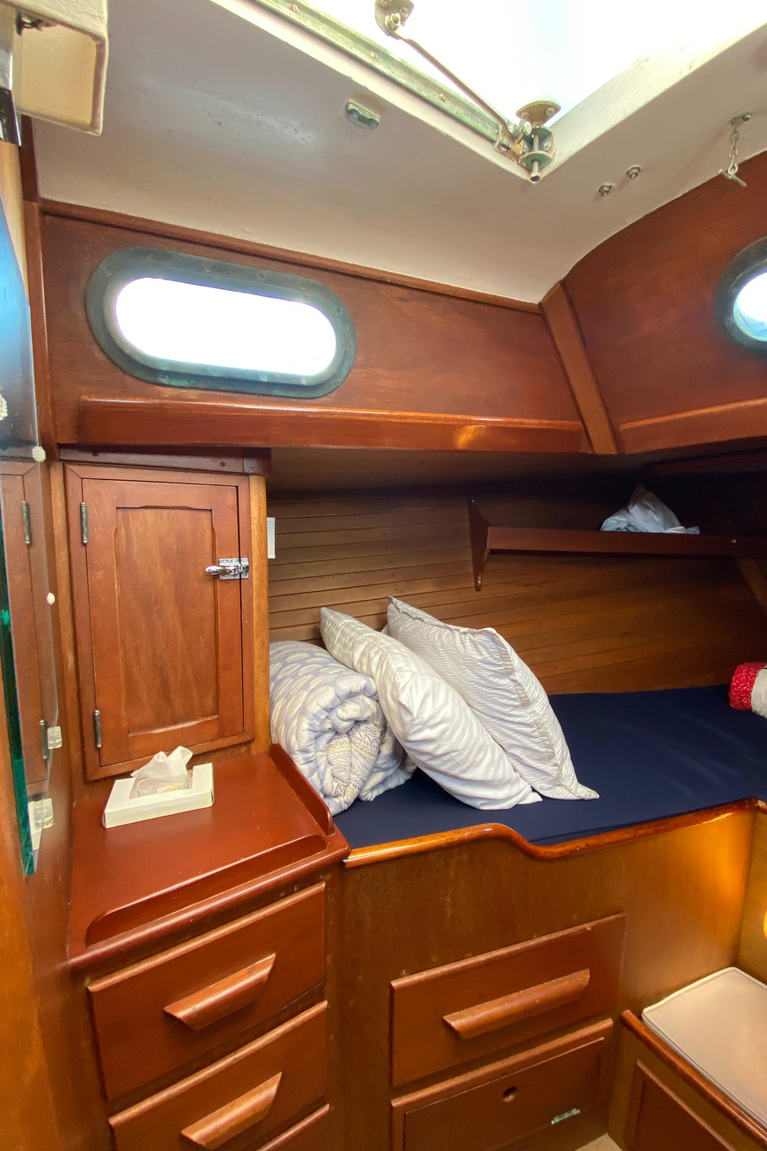 1962 Hinckley Bermuda 40 Racer/Cruiser for sale - YachtWorld