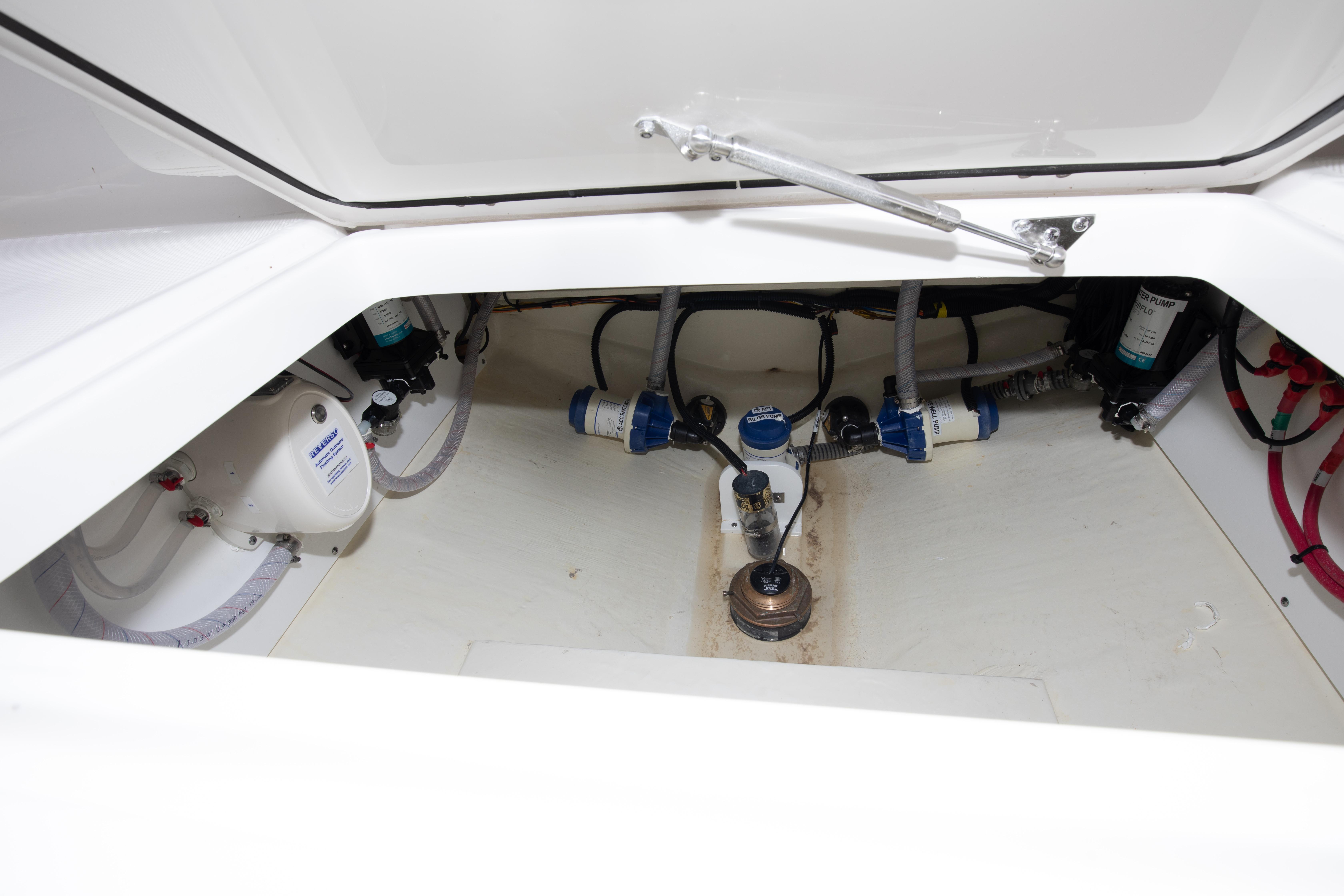 2023 Edgewater 325CC Bateaux à console centrale à vendre - YachtWorld