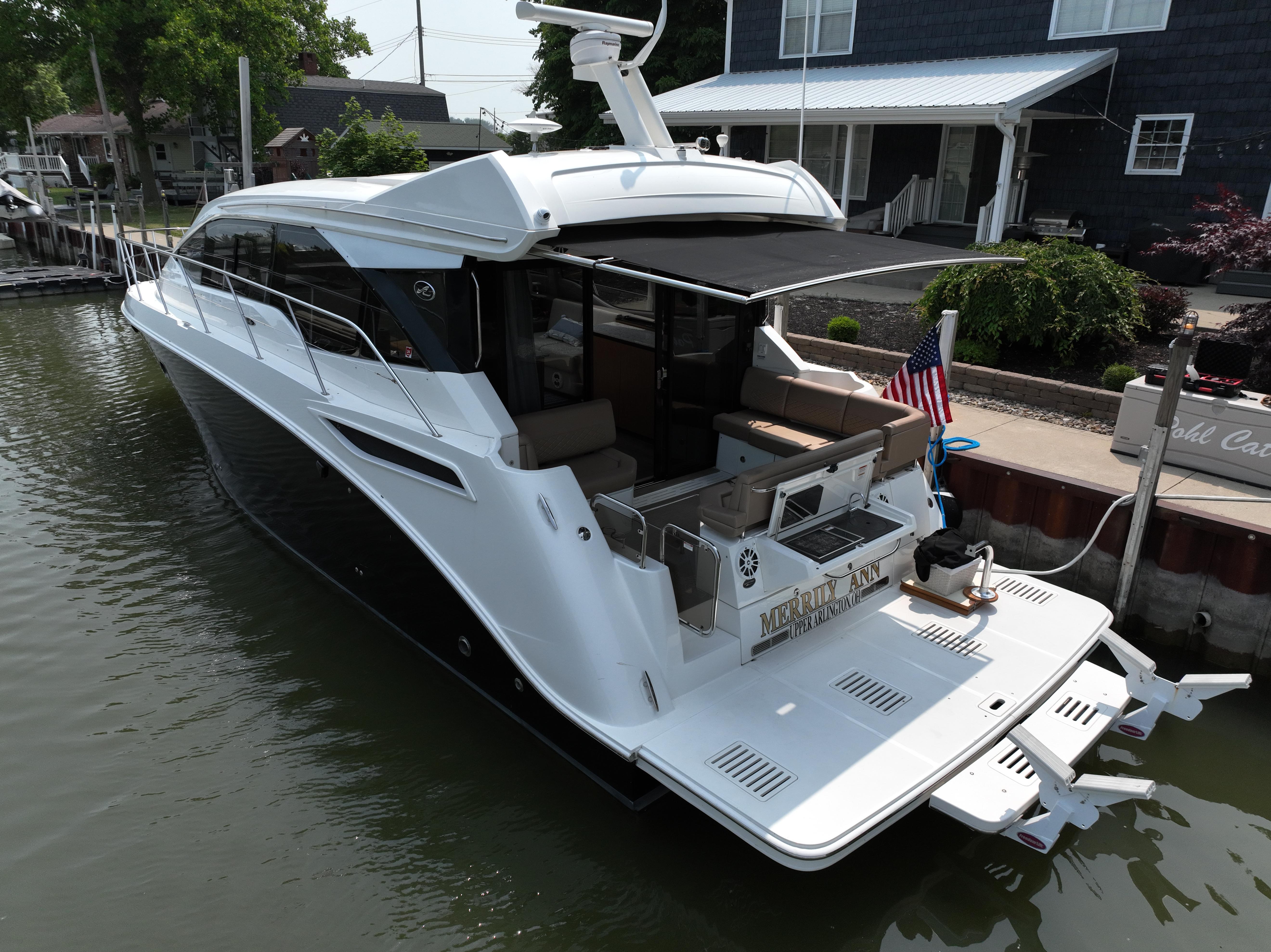 2017 Sea Ray 460 Sundancer Express Cruiser for sale - YachtWorld