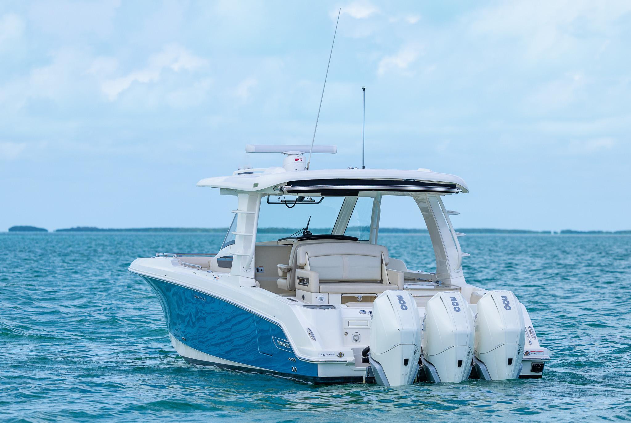 2021 Boston Whaler 350 Realm Express Cruiser for sale - YachtWorld