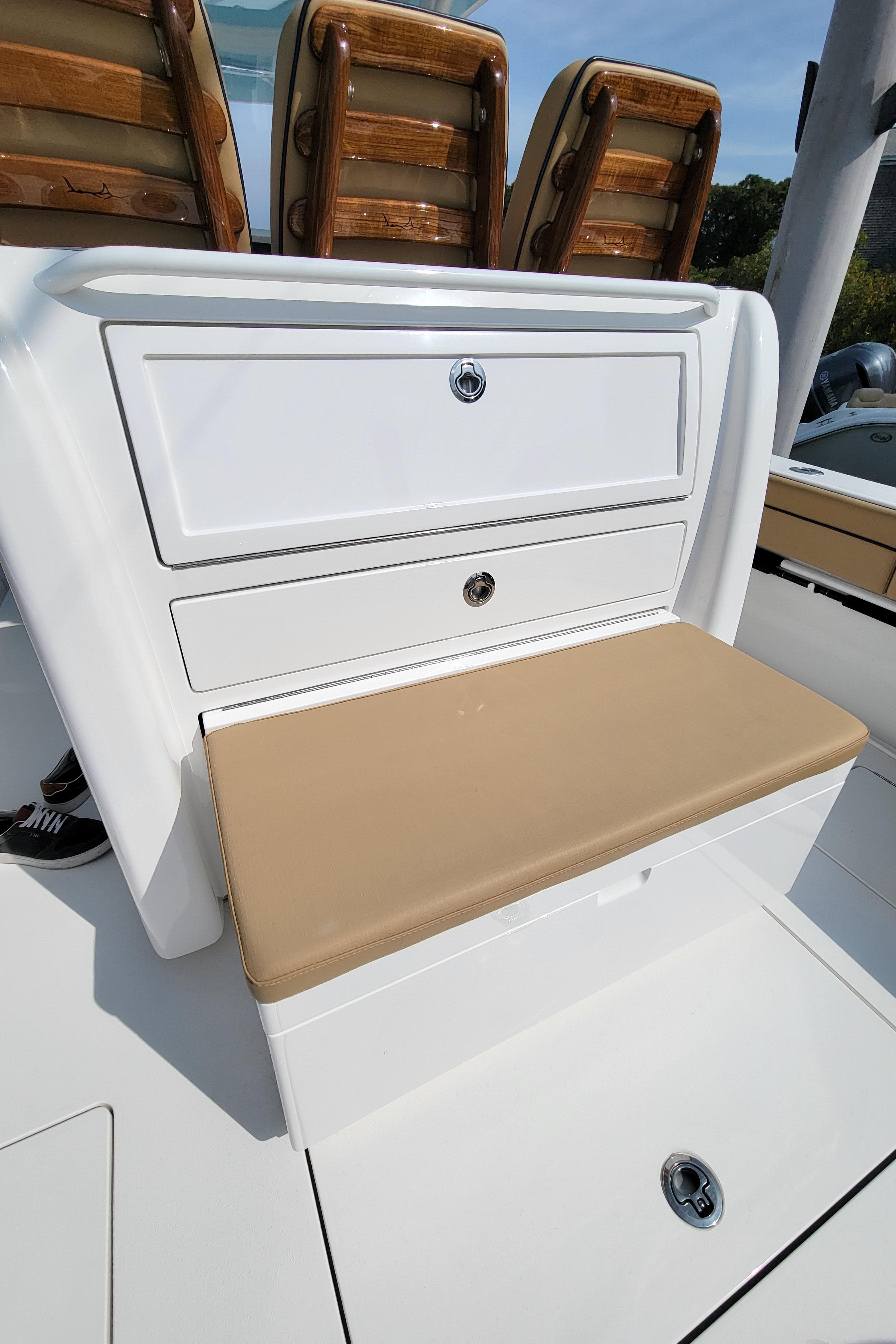 2021 Valhalla Boatworks V-33 Center Console Seakeeper Center Console ...