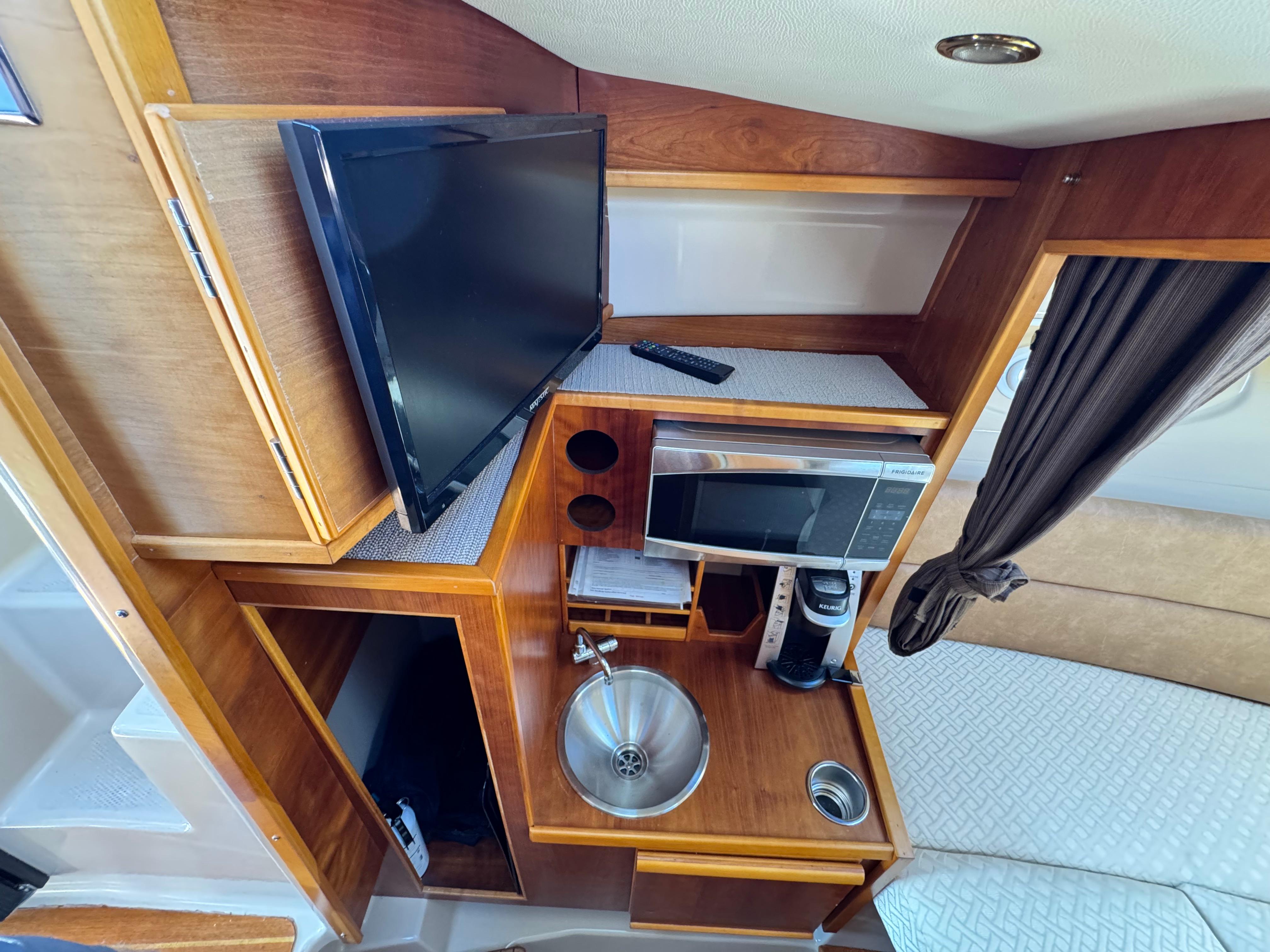 2016 Cutwater C-28 Pilothouse for sale - YachtWorld