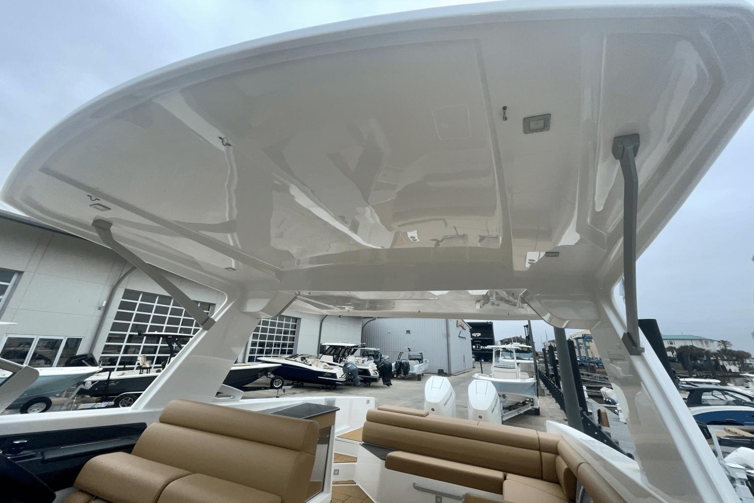 2024 Aviara AV36 Outboard Runabout for sale - YachtWorld