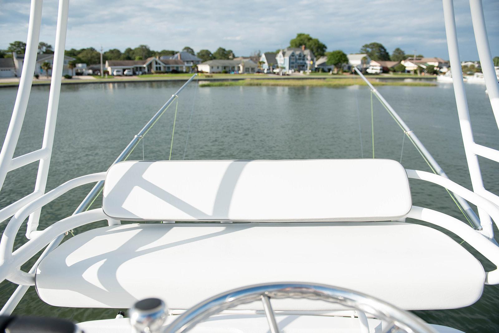 2020 Robalo R302 CC Center Console for sale - YachtWorld