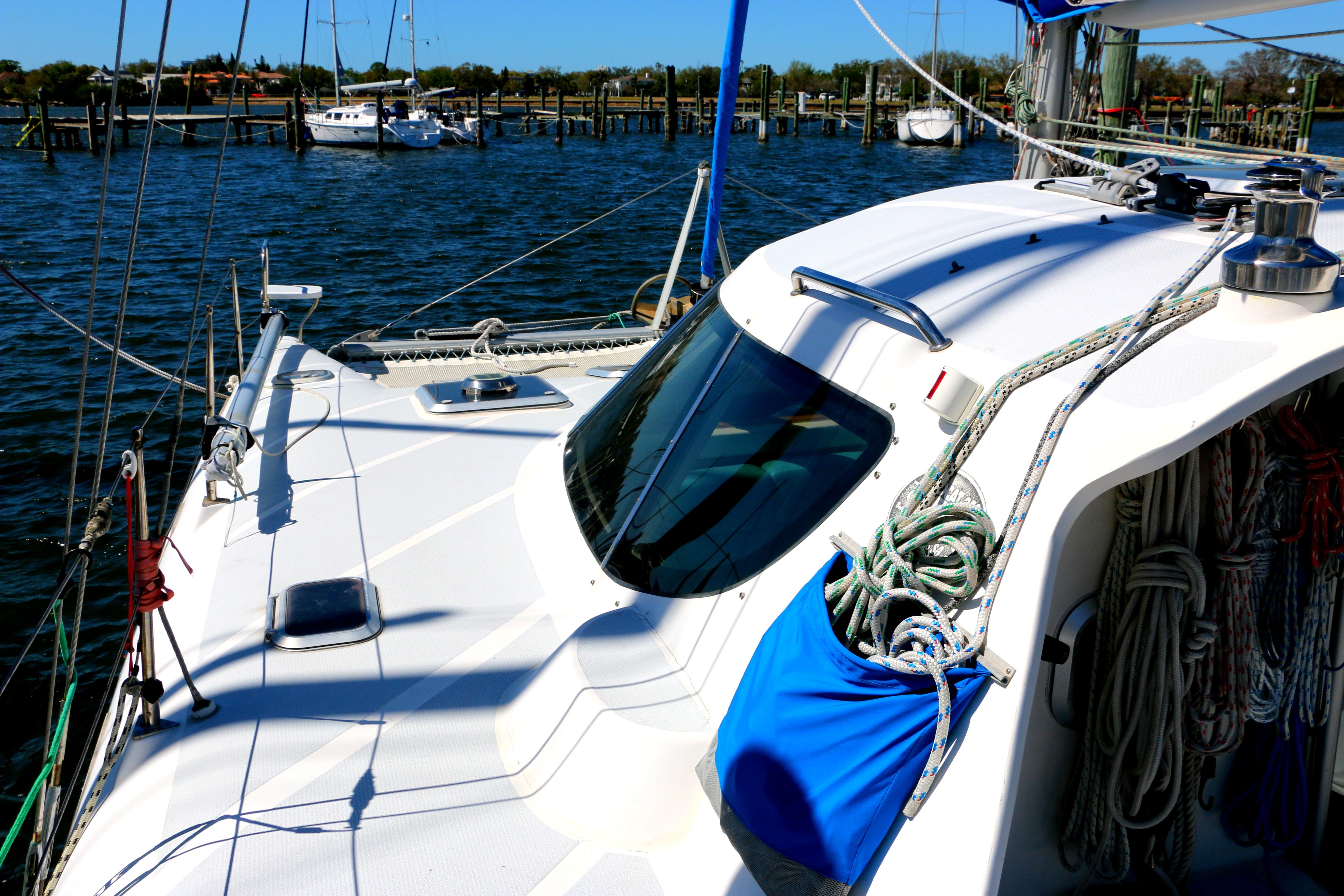 2004 Wildcat 350 Catamaran for sale - YachtWorld