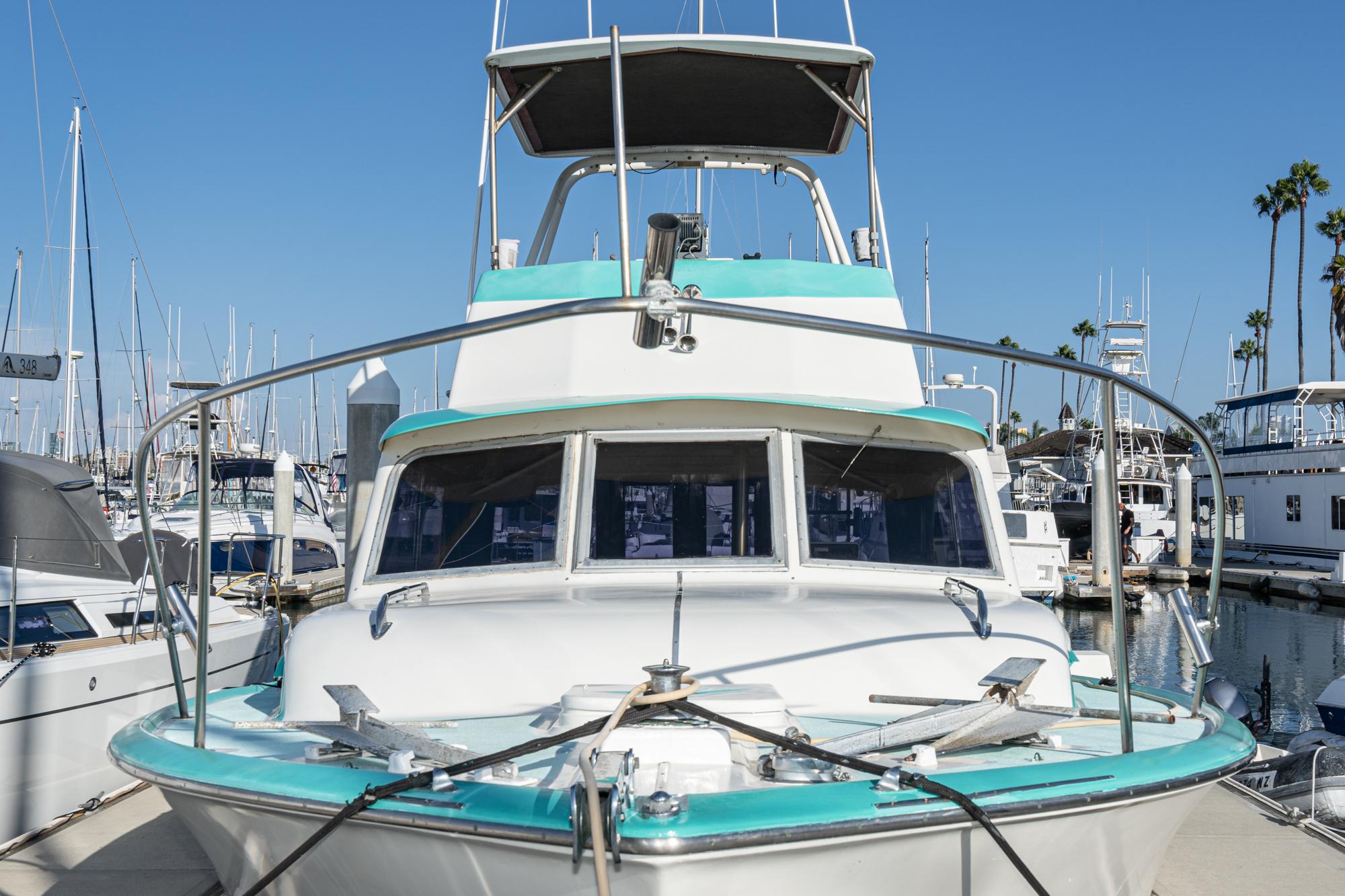 1975 Hatteras Sedan Cruiser Sedan-Boot Kaufen - YachtWorld