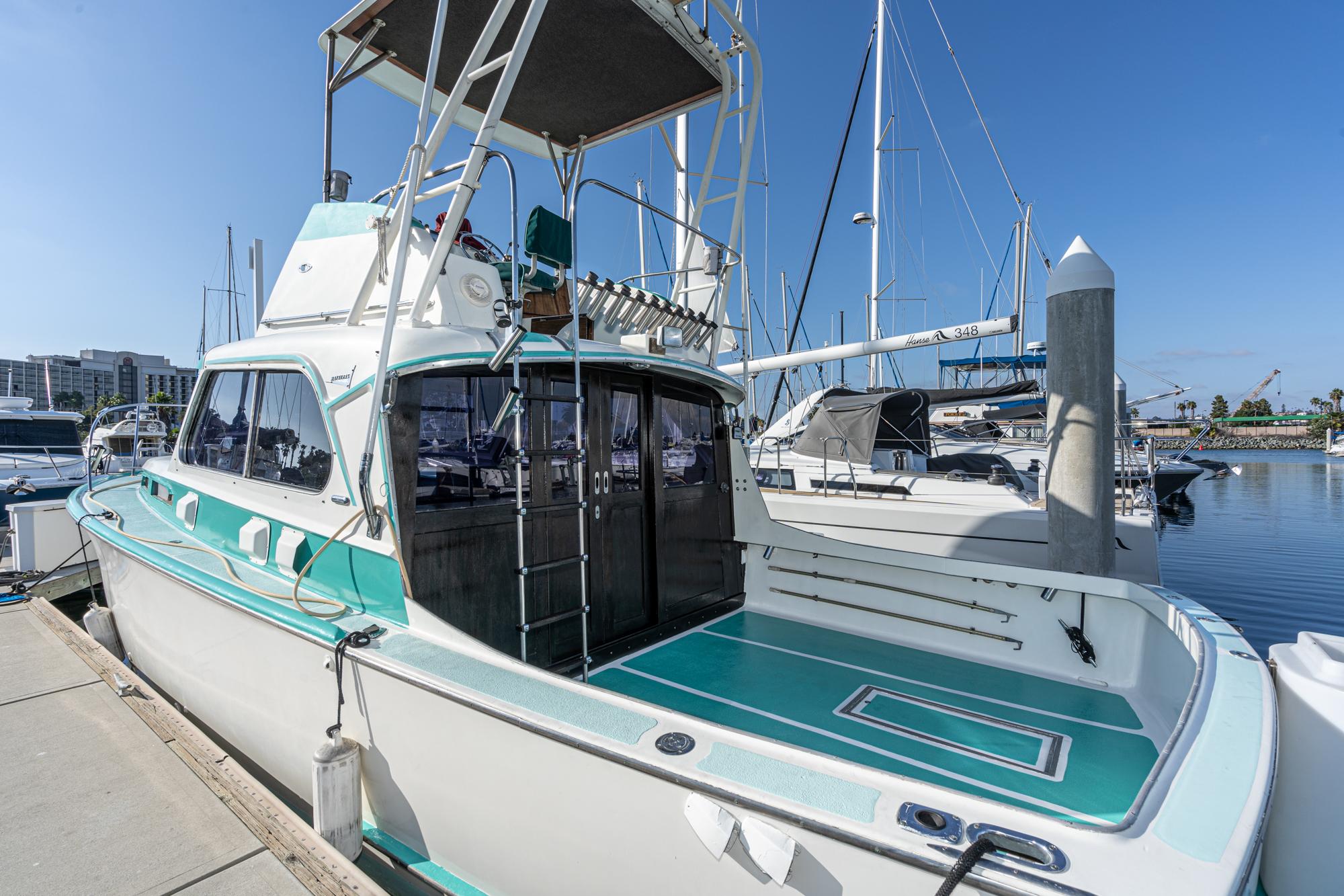 1975 Hatteras Sedan Cruiser Sedan-Boot Kaufen - YachtWorld