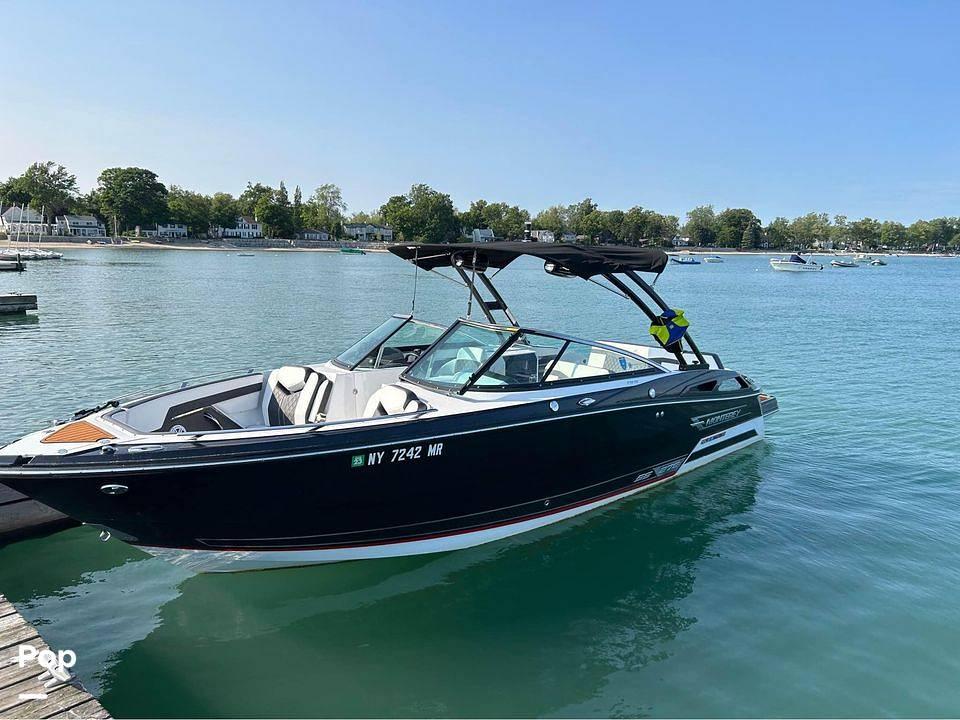 Monterey 278 Ss | 2020 | 8m - New York | Boatshop24