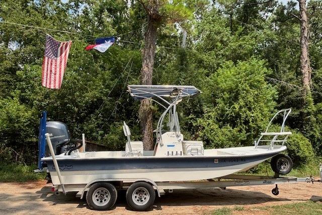 2013 Shallow Stalker Cat 240 Midterkonsol til salg- YachtWorld