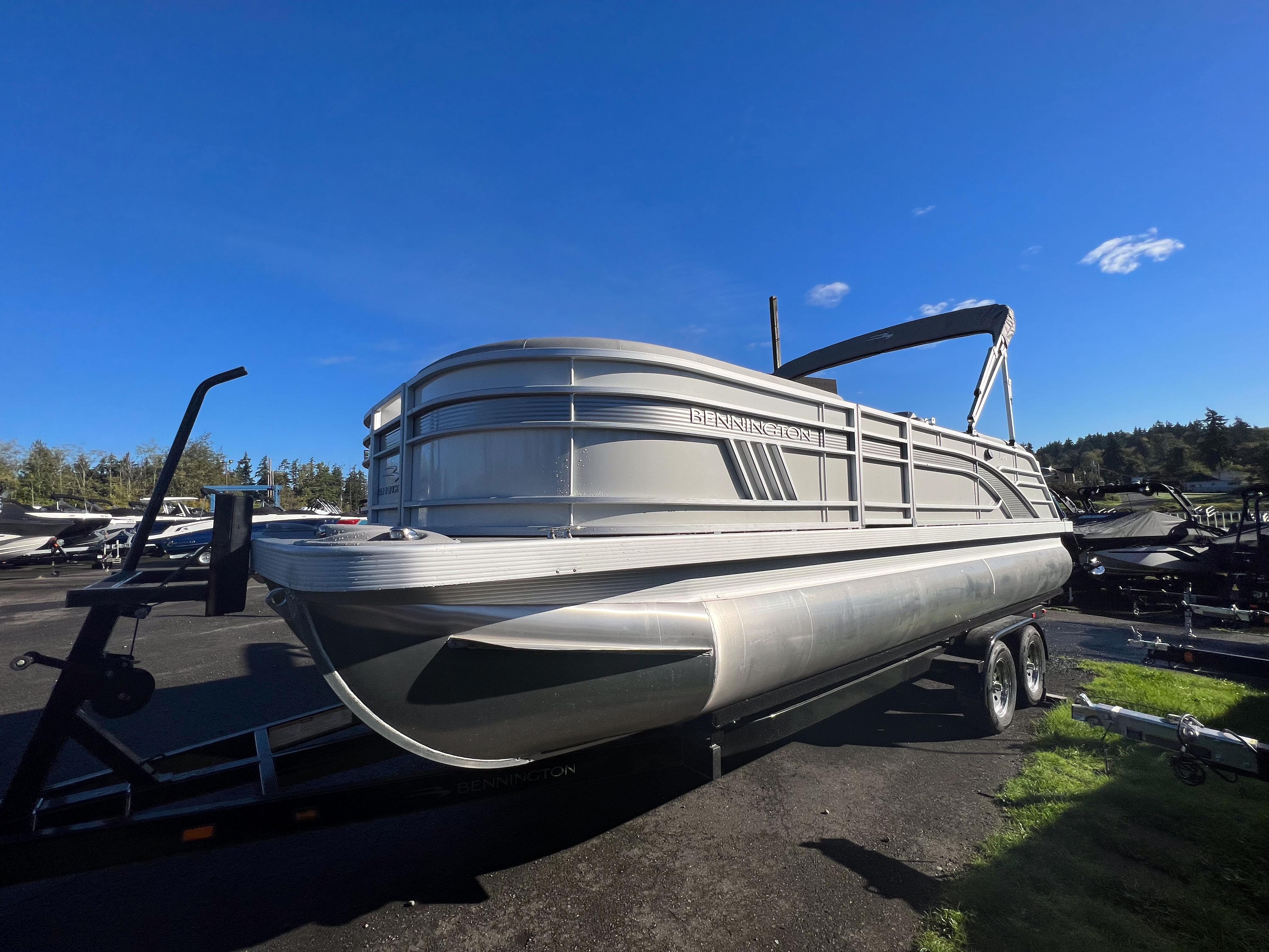 2022 Bennington L 23 Stern Lounge Pontonboten te koop- YachtWorld