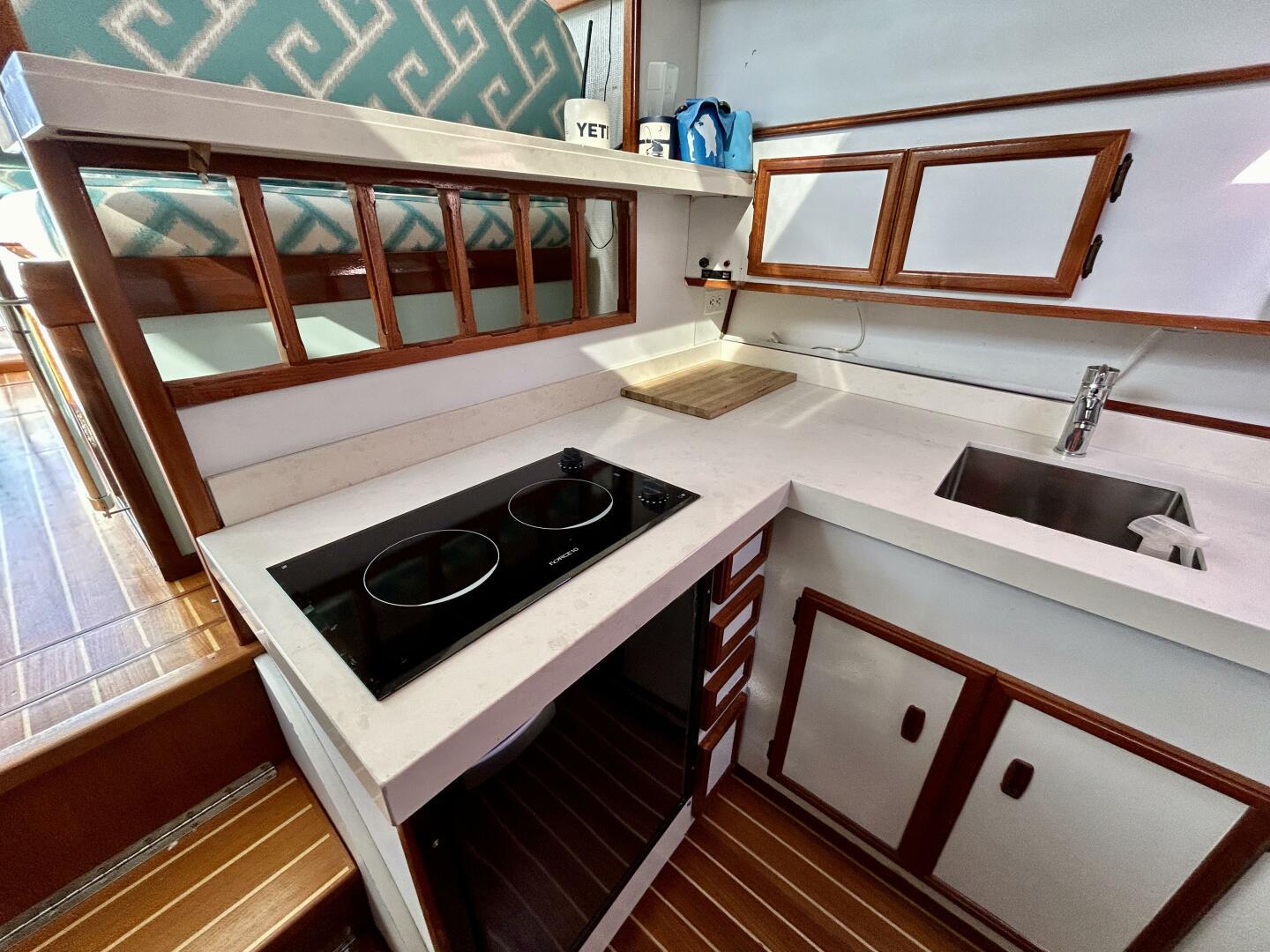 1980 Viking Convertible Motor Yachts for sale - YachtWorld