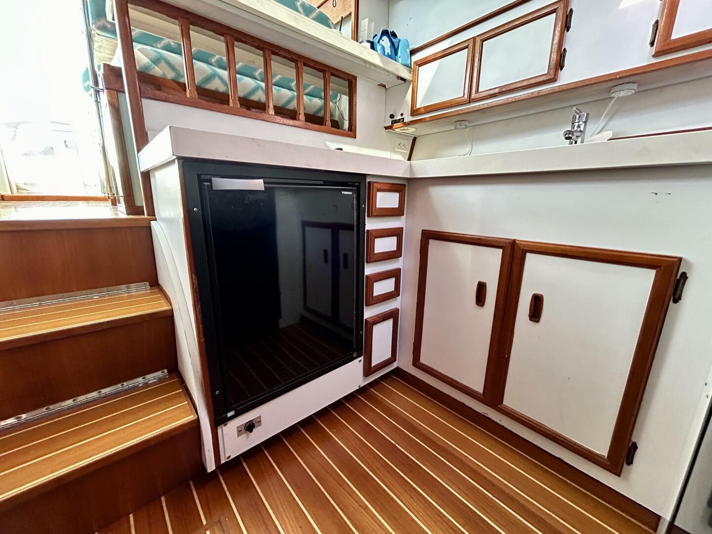 1980 Viking Convertible Motor Yachts for sale - YachtWorld