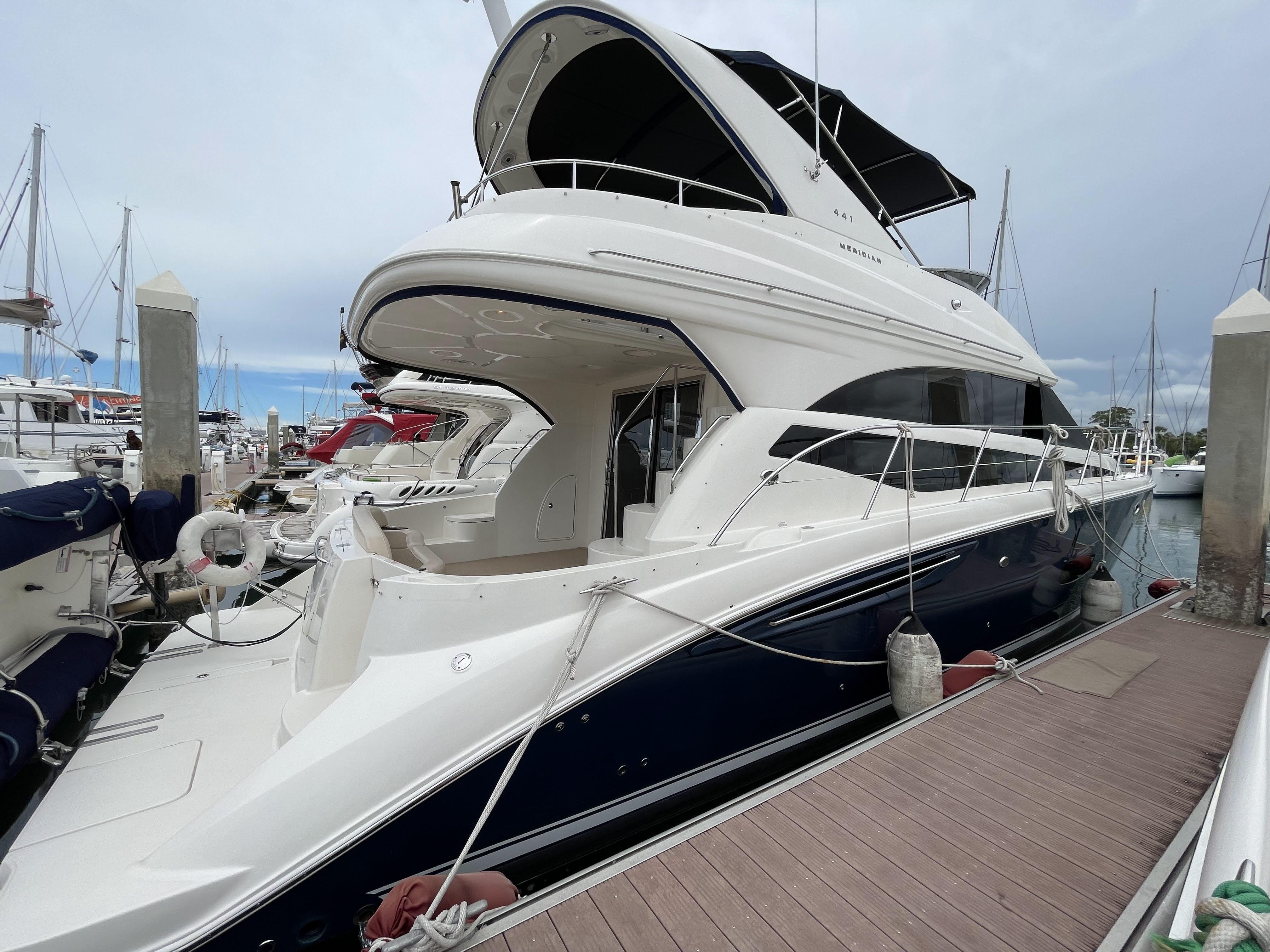 2012 Meridian 441 Sedan Motor Yachts for sale - YachtWorld