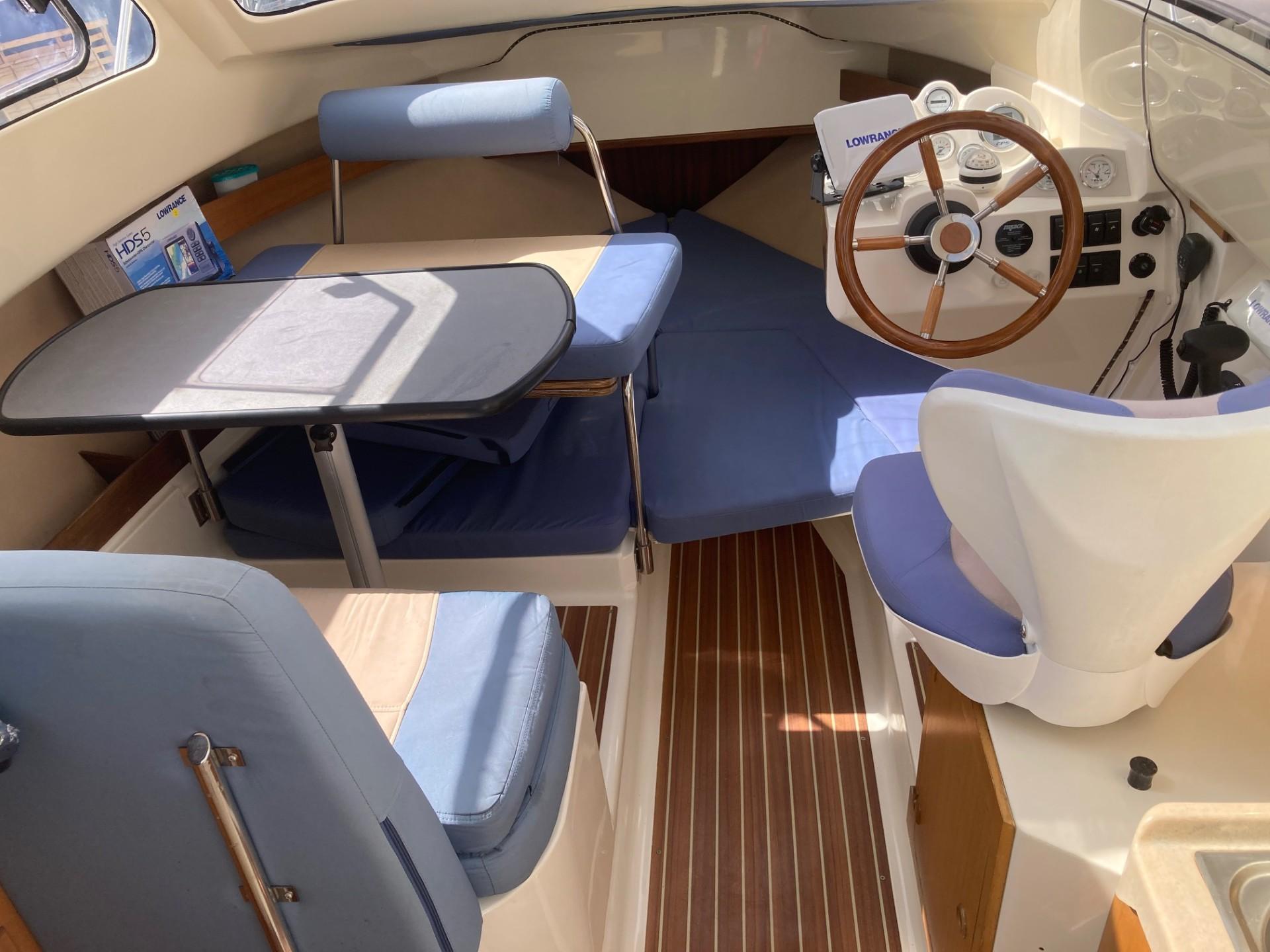 Quicksilver 640 Weekender I/B | 6m | 2010 - Devon | Boats and Outboards