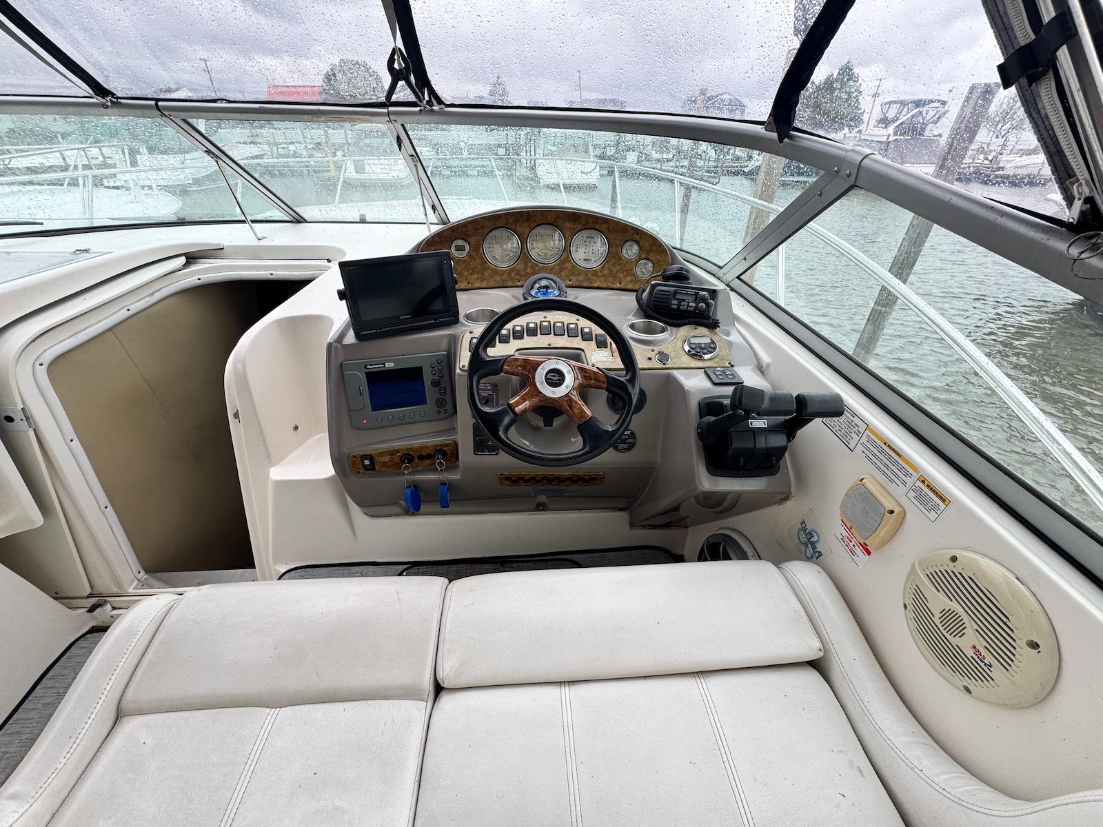2006 Rinker 342 Express Cruiser Cruiser for sale - YachtWorld