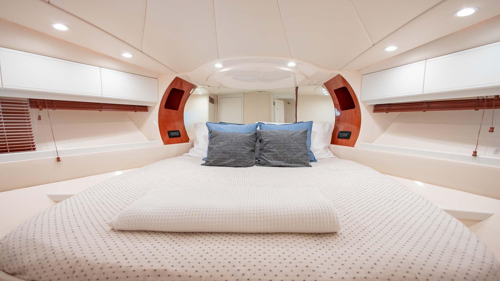 2002 Pershing 52 Motor Yachts for sale - YachtWorld