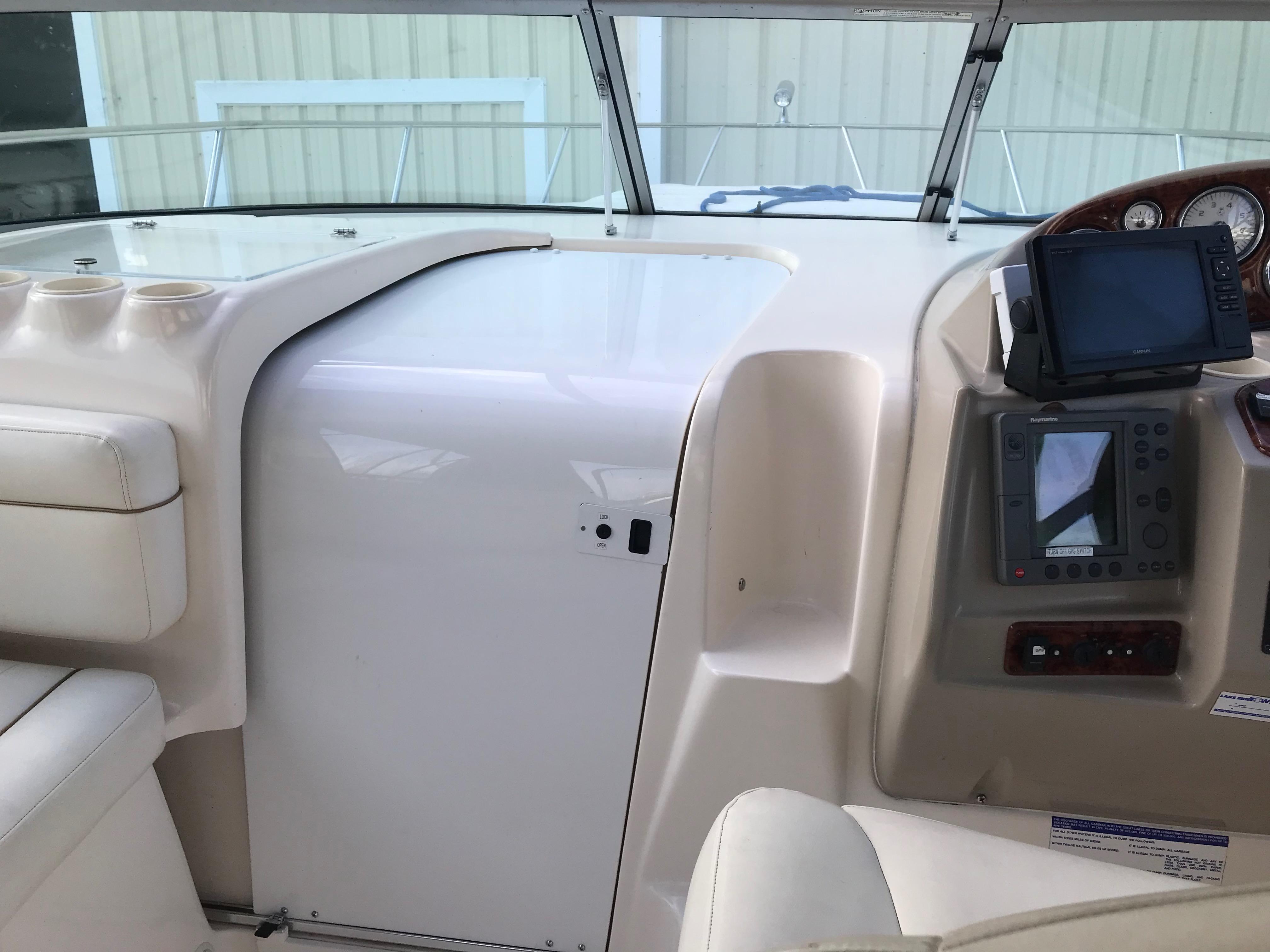 2003 Rinker 342 Fiesta Vee Express Cruiser for sale - YachtWorld