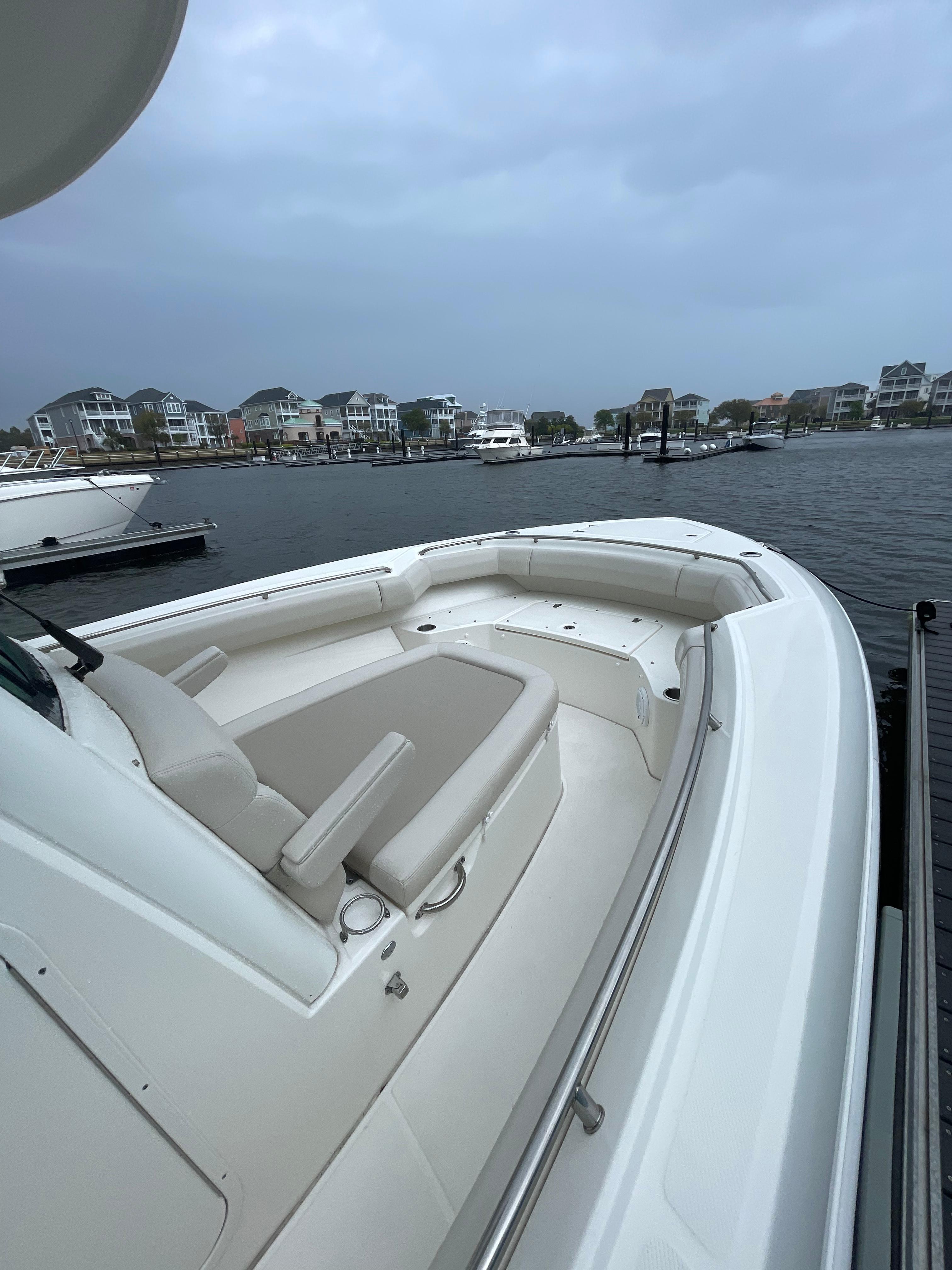 2021 Boston Whaler 280 Outrage Center Console for sale - YachtWorld