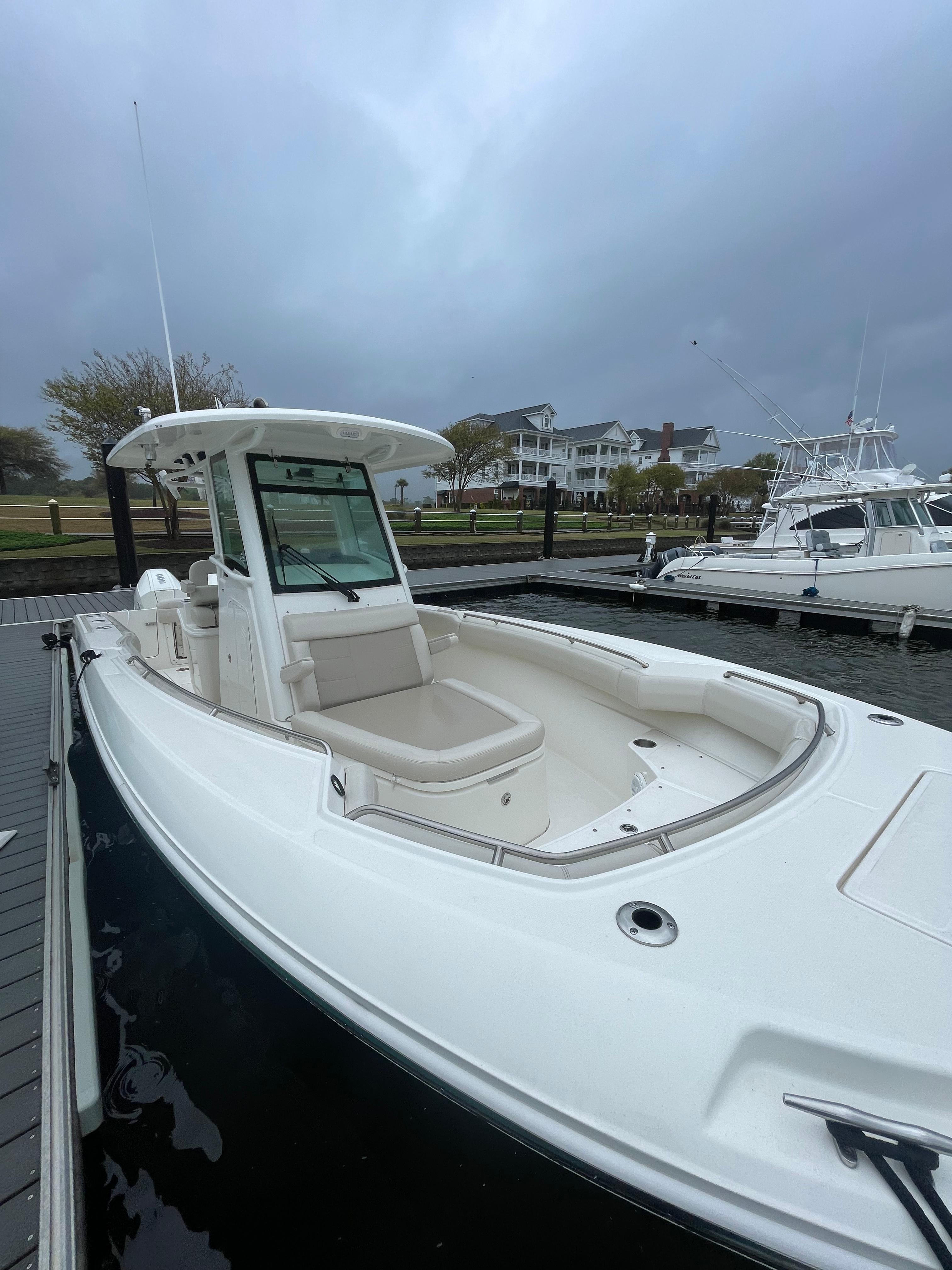 2021 Boston Whaler 280 Outrage Center Console for sale - YachtWorld