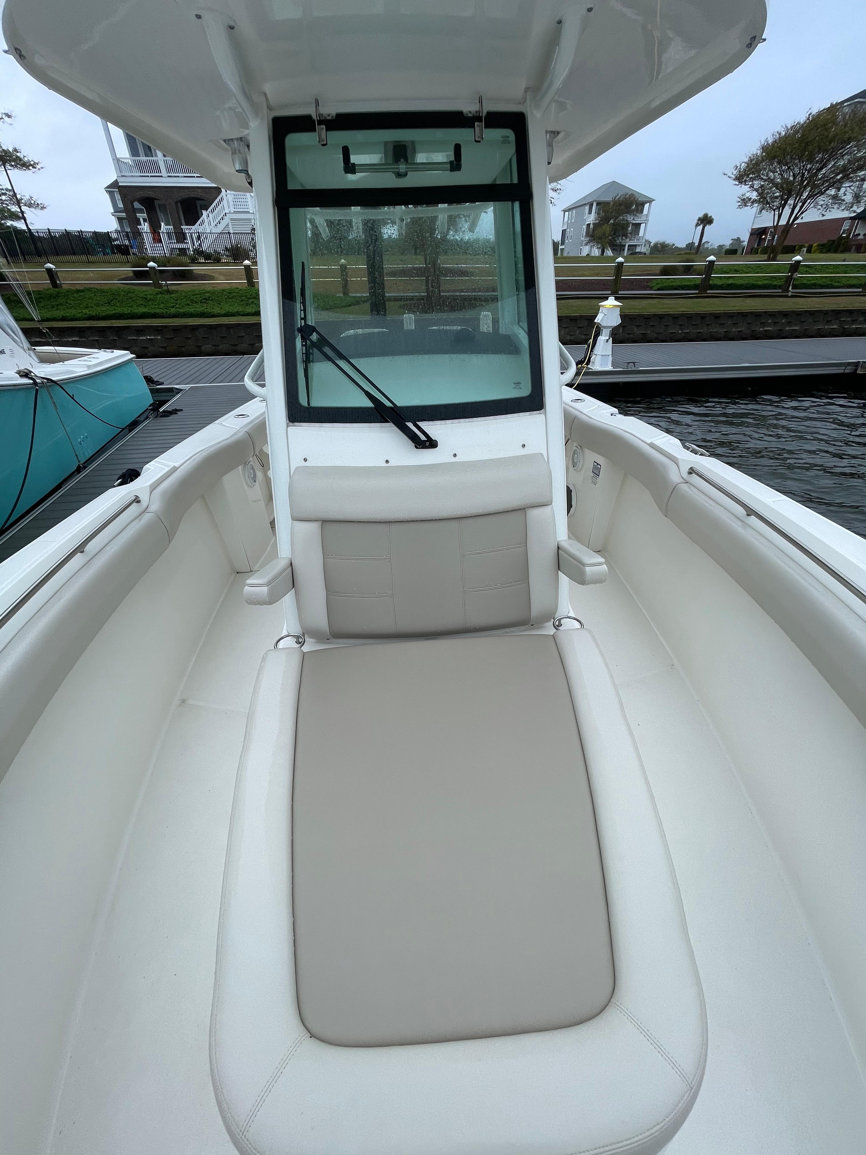2021 Boston Whaler 280 Outrage Center Console for sale - YachtWorld