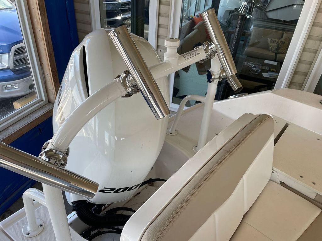 2020 Robalo R 207 Dual Console for sale - YachtWorld