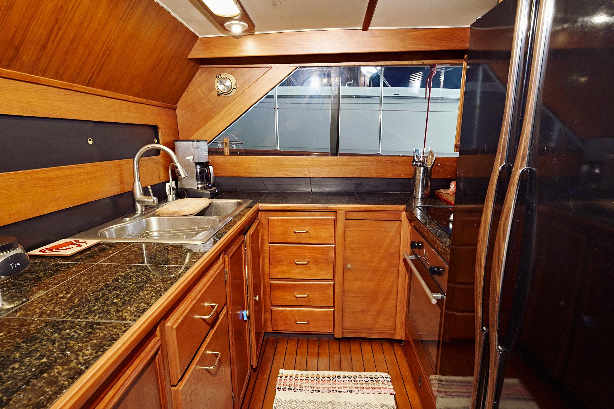 1976 Pacemaker 65 Cruiser for sale - YachtWorld