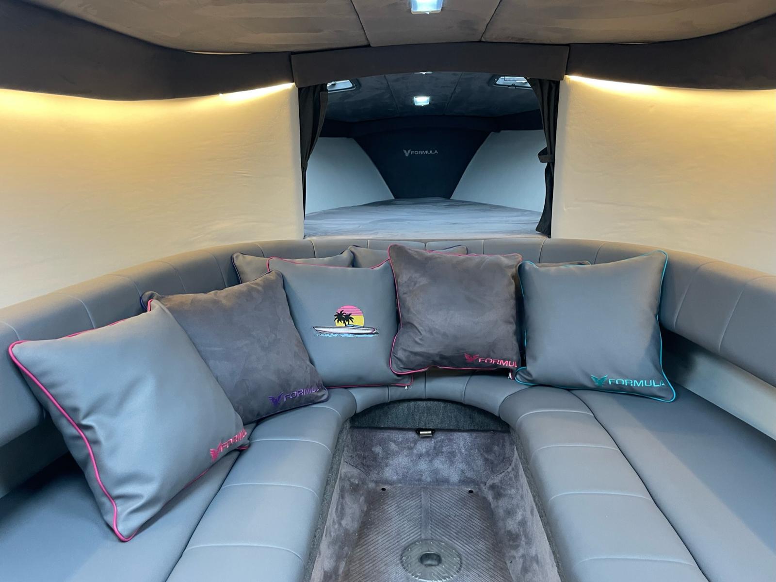 1994 Formula 382 Sr1 Sports cruiser à vendre - YachtWorld