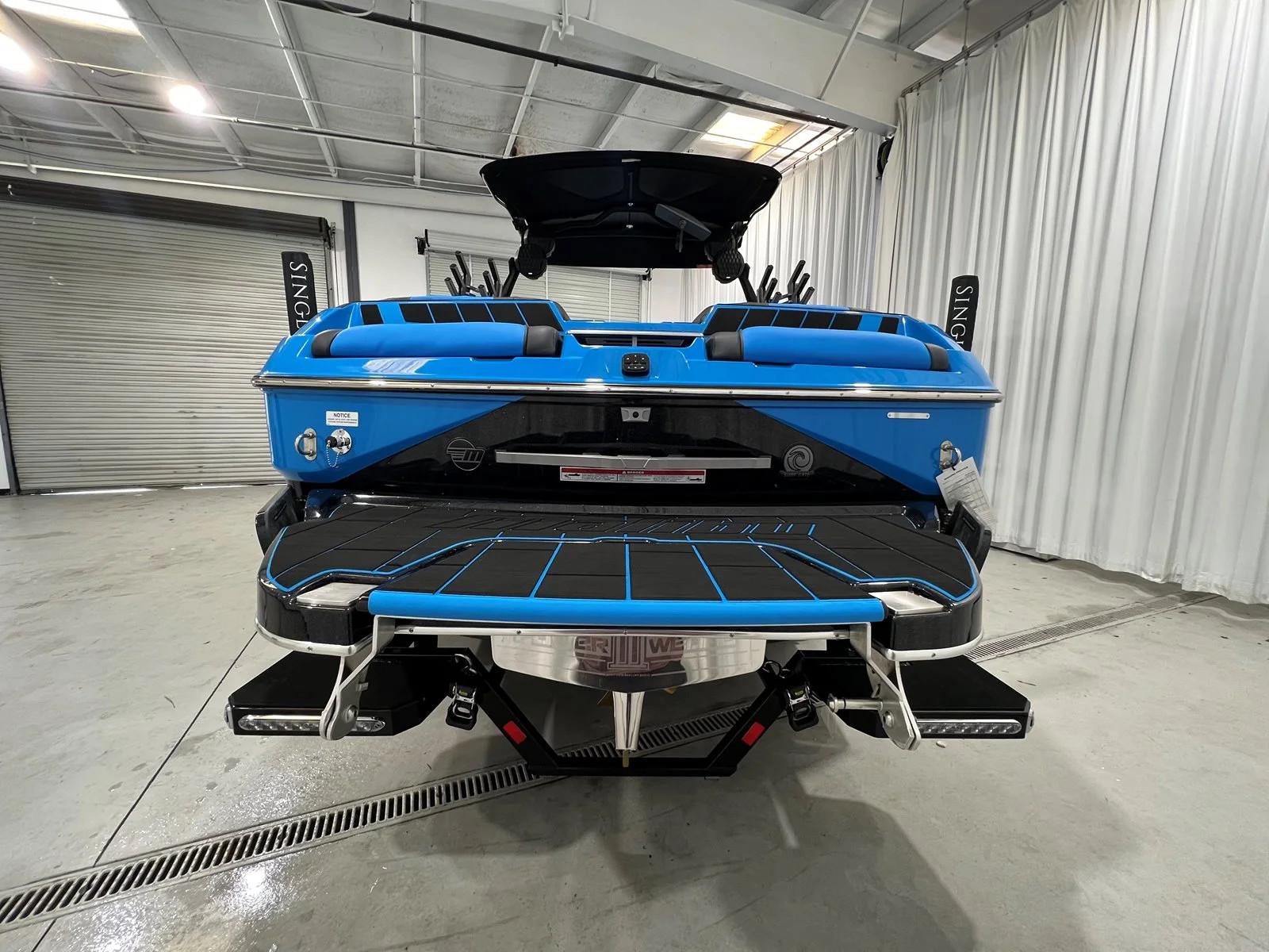 2024 Malibu Wakesetter 24 MXZ Ski and Wakeboard for sale - YachtWorld