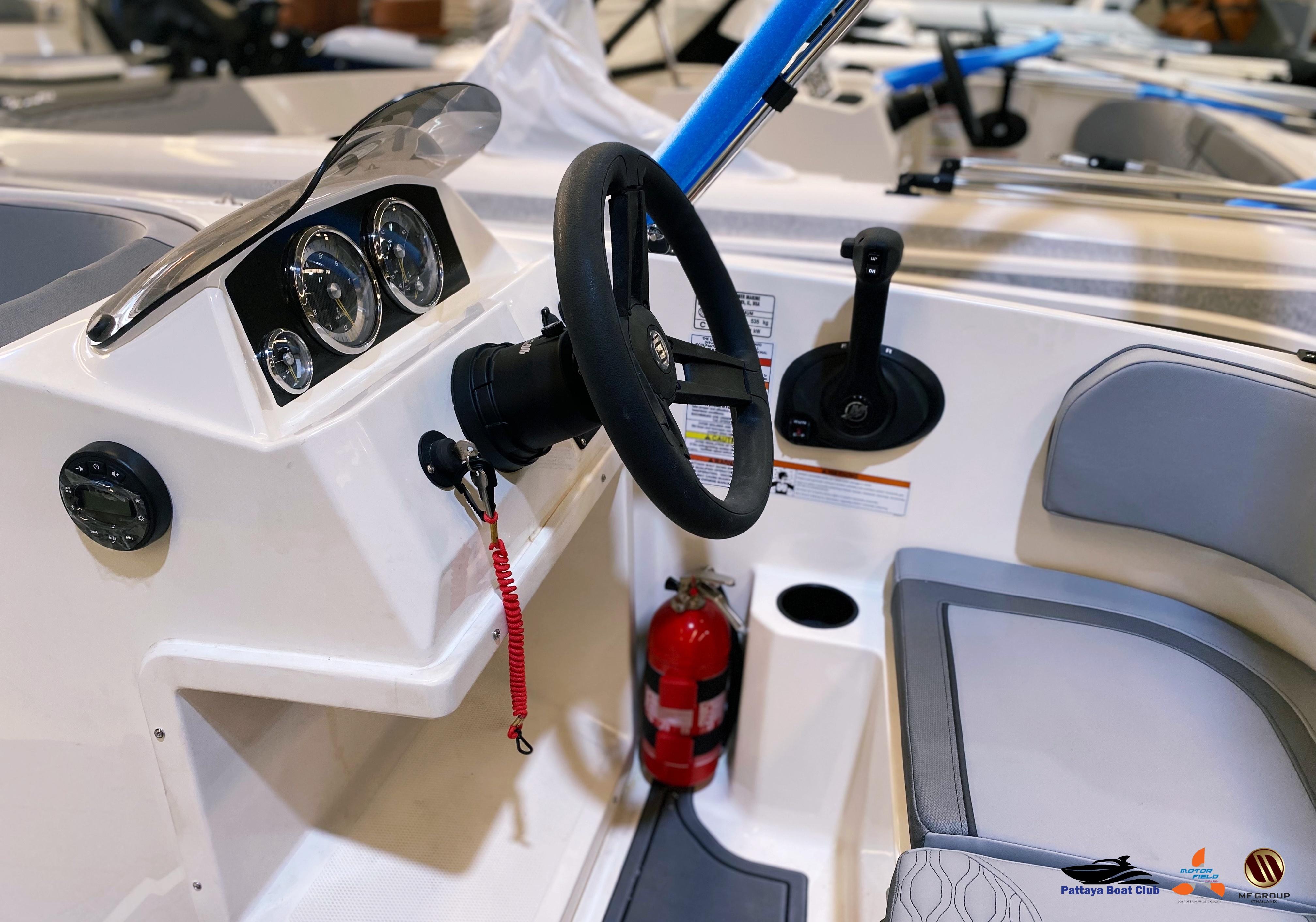 2023 Bayliner M15 Bowrider for sale - YachtWorld