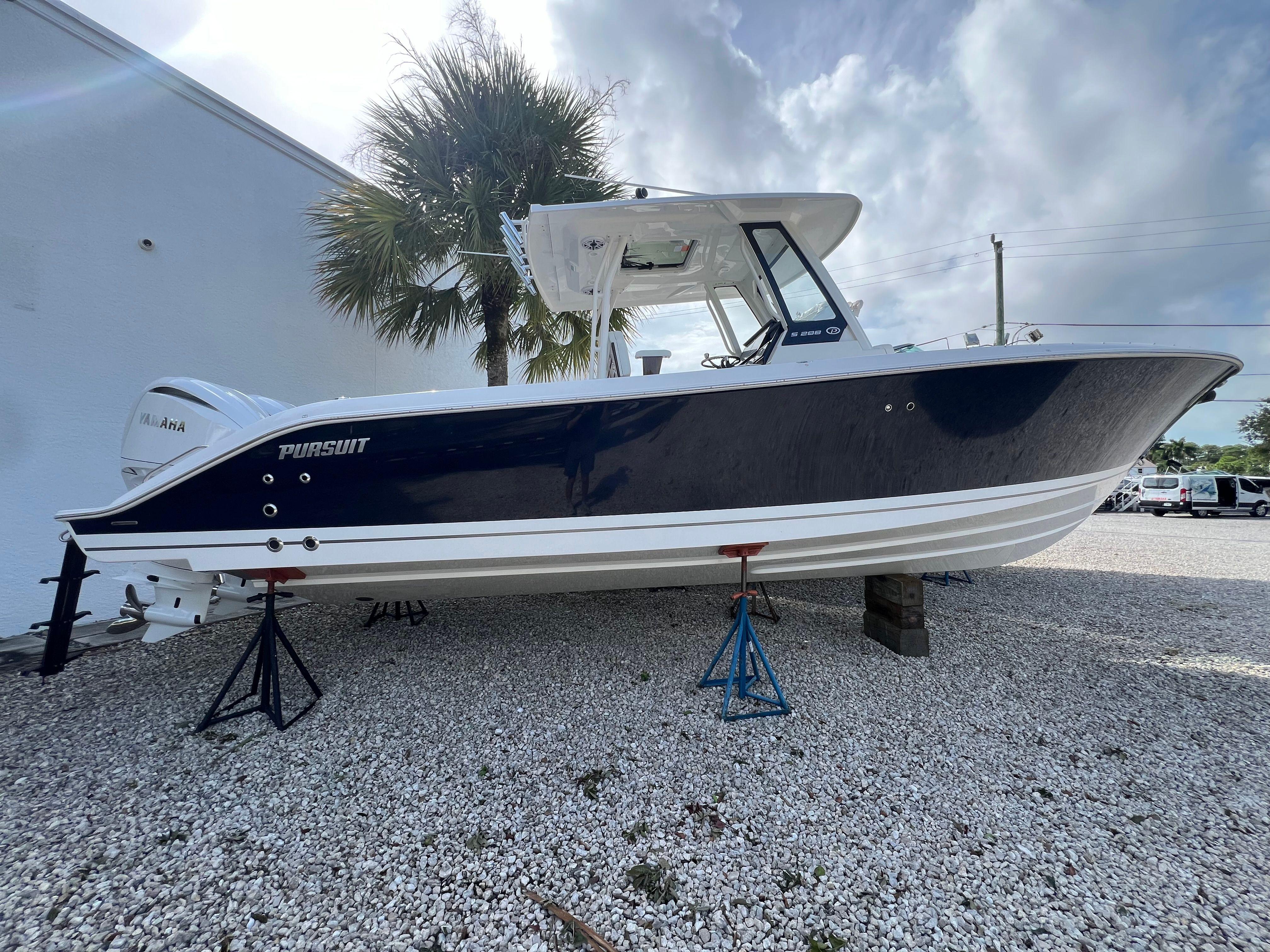 2025 Pursuit S 288 Bateaux à console centrale à vendre - YachtWorld