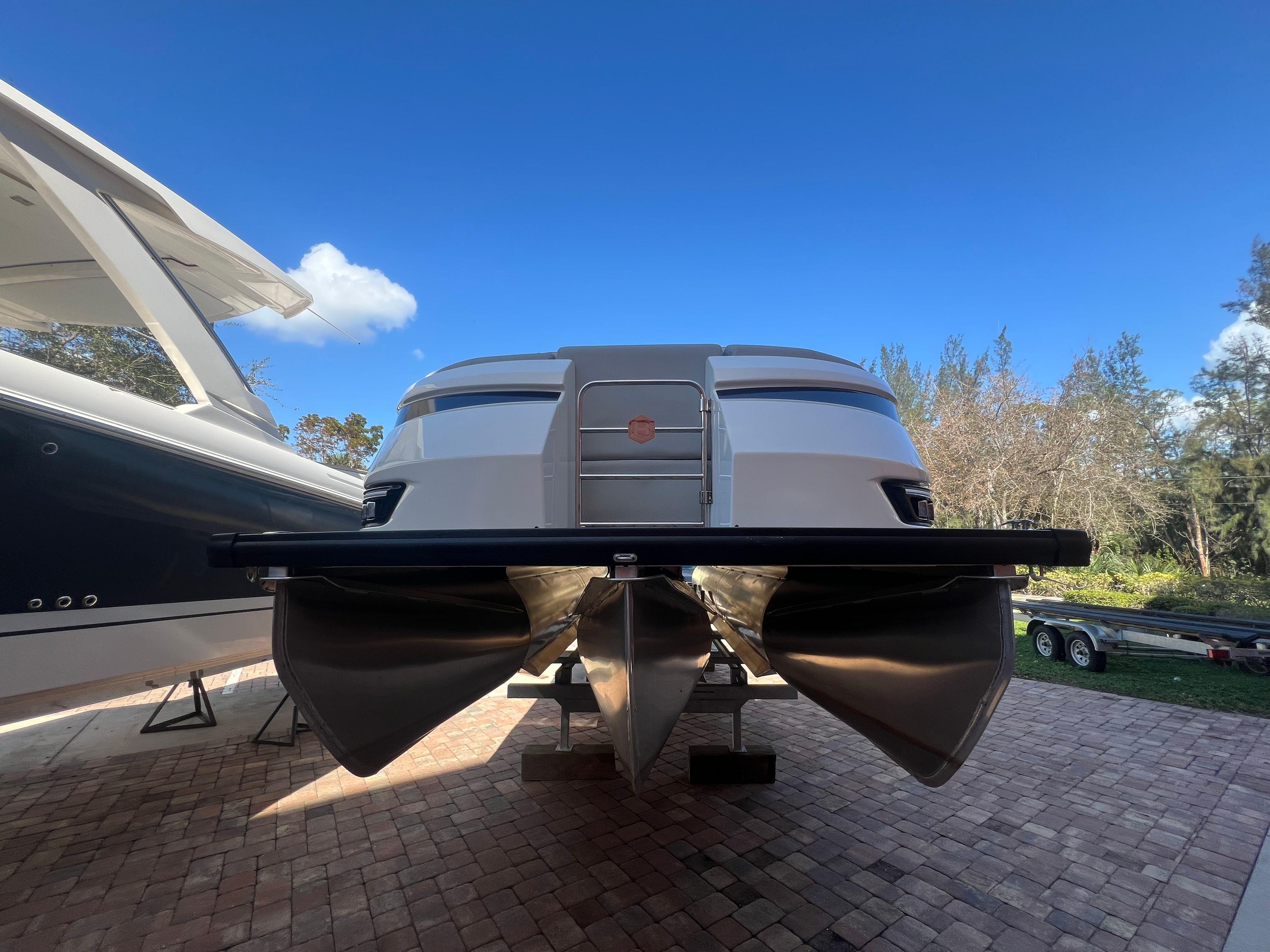 2025 Harris Grand Mariner 230 Bateaux ponton à vendre - YachtWorld