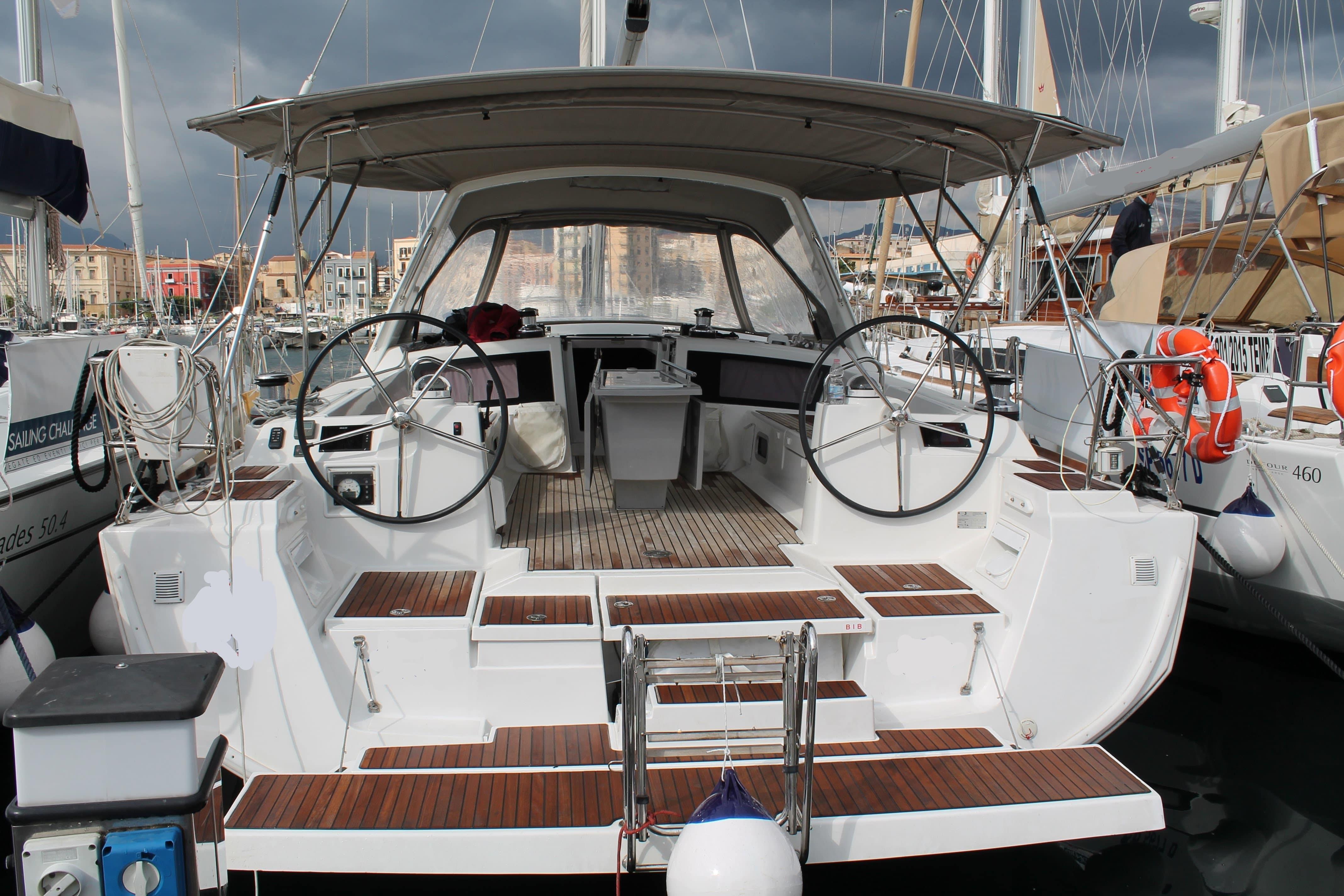 2015 Beneteau Oceanis 48 Cruiser for sale - YachtWorld