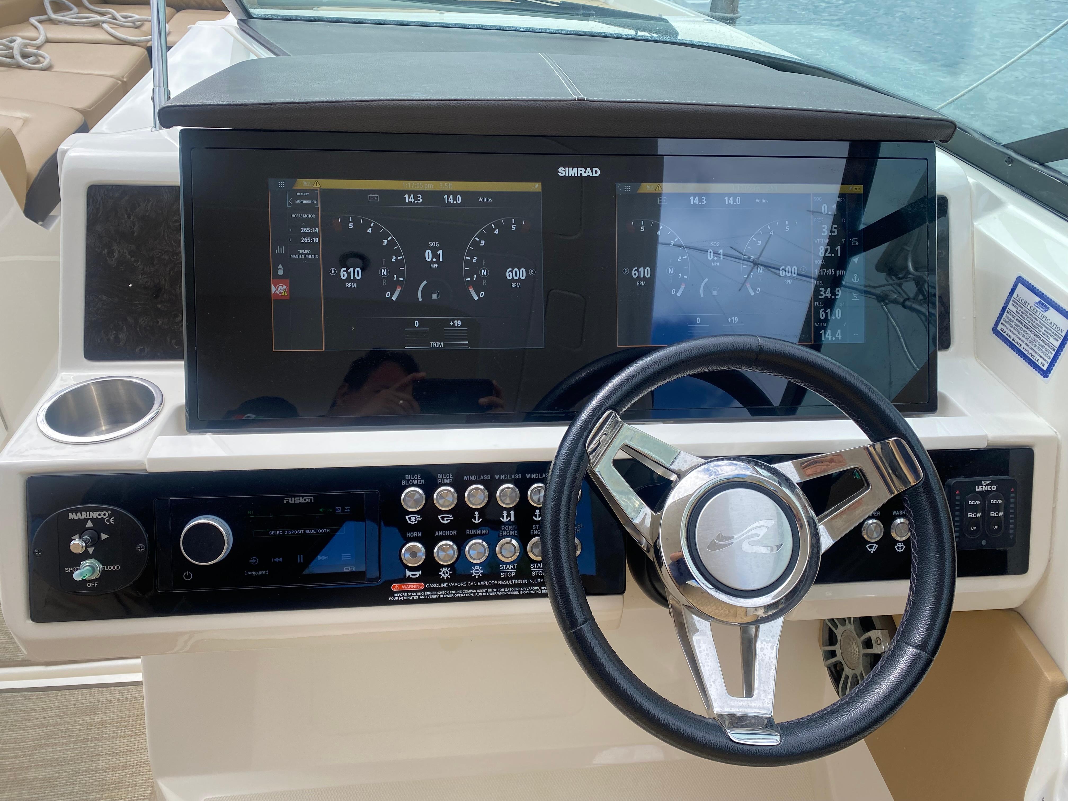 2021 Sea Ray SLX 350 Bowrider for sale - YachtWorld