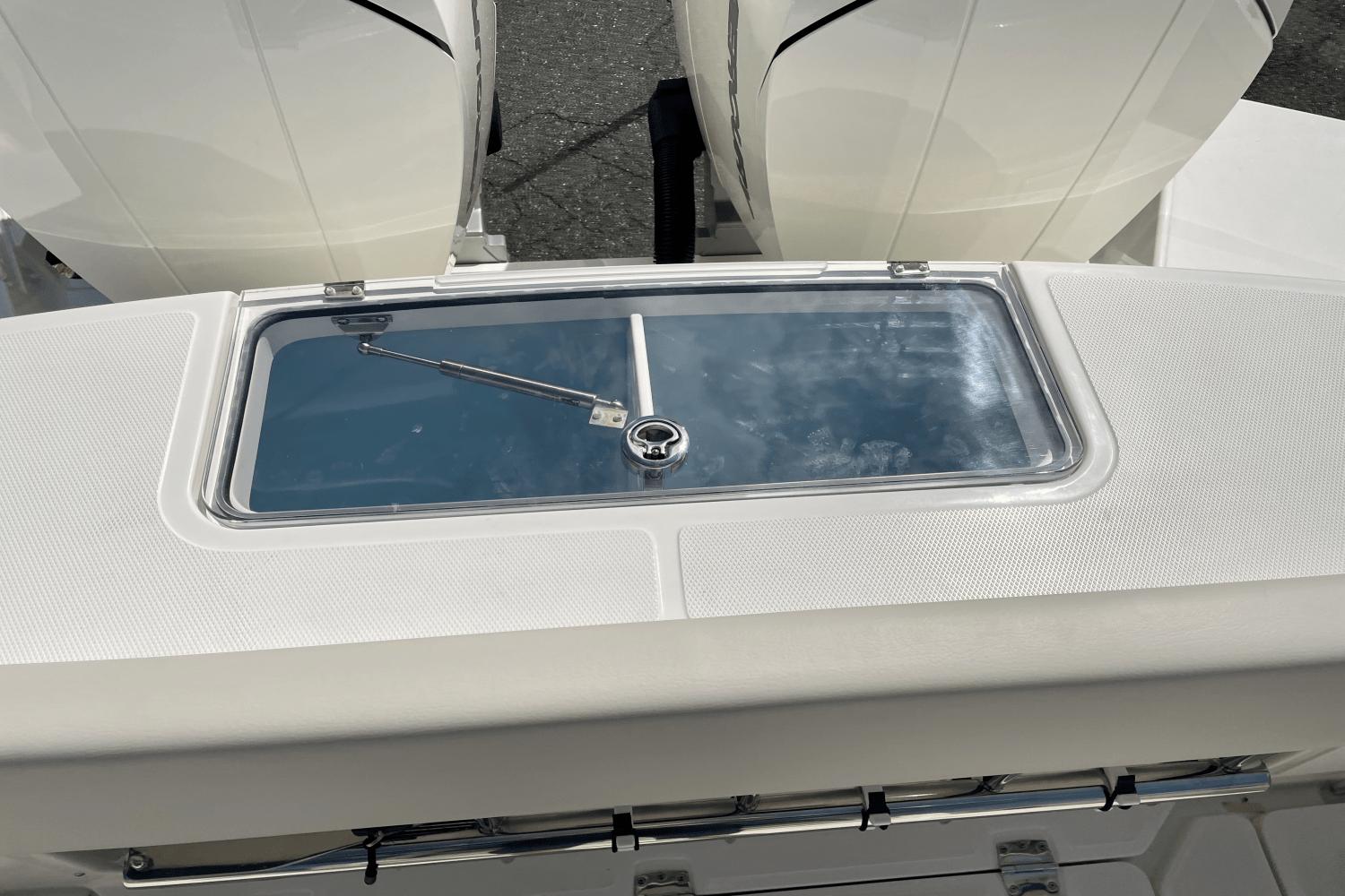 2024 Boston Whaler 360 Outrage Centre Console for sale - YachtWorld
