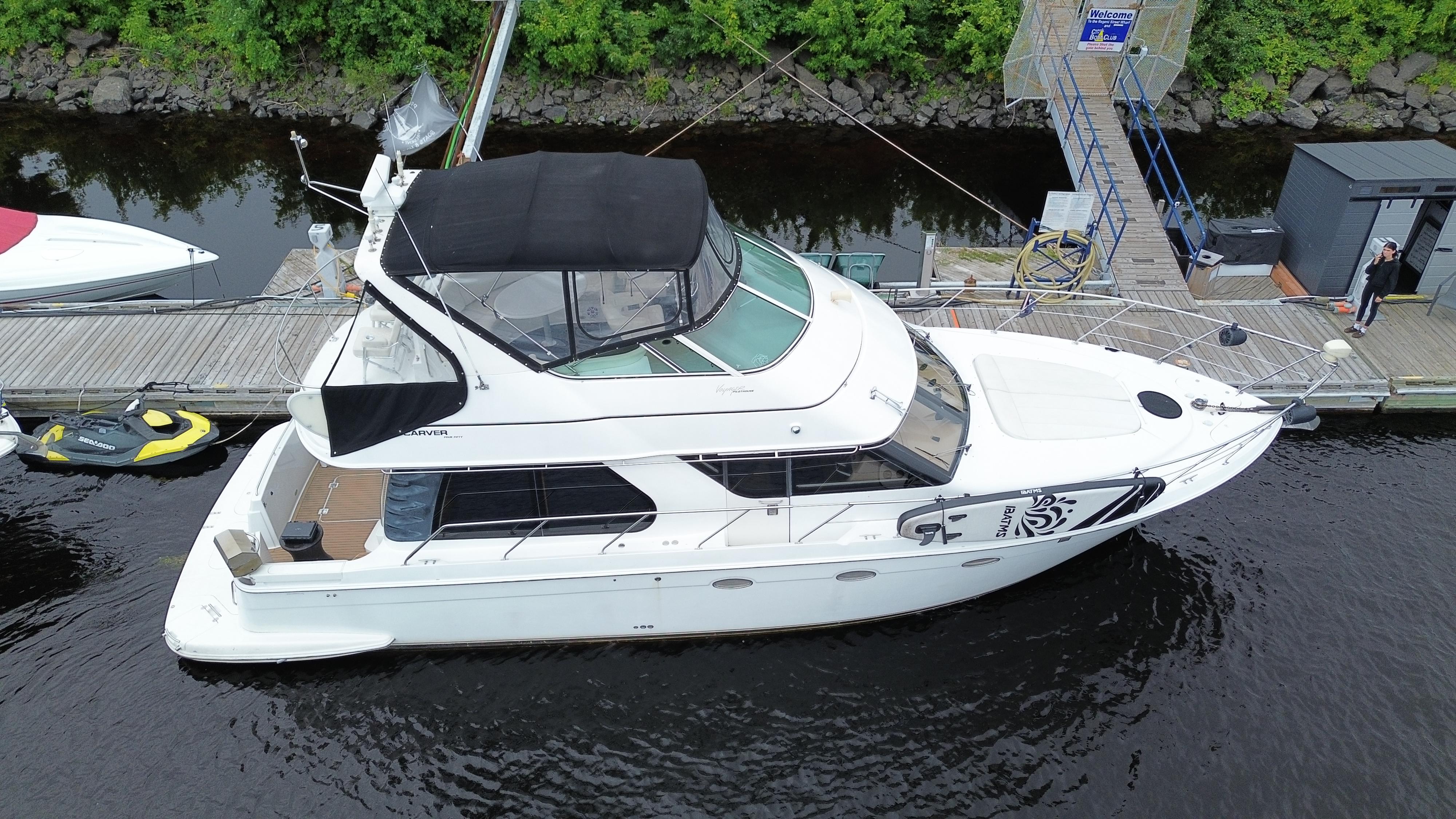 1999 Carver 450 Voyager Motor Yachts for sale - YachtWorld