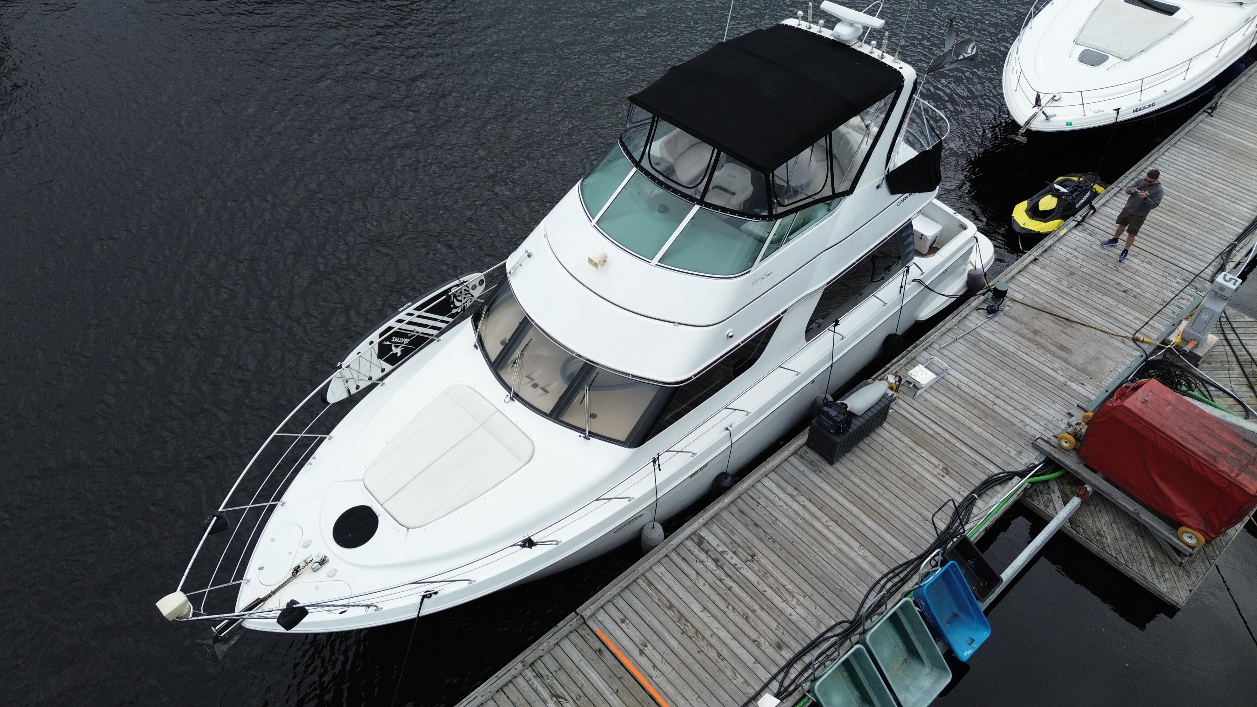 1999 Carver 450 Voyager Motor Yachts for sale - YachtWorld