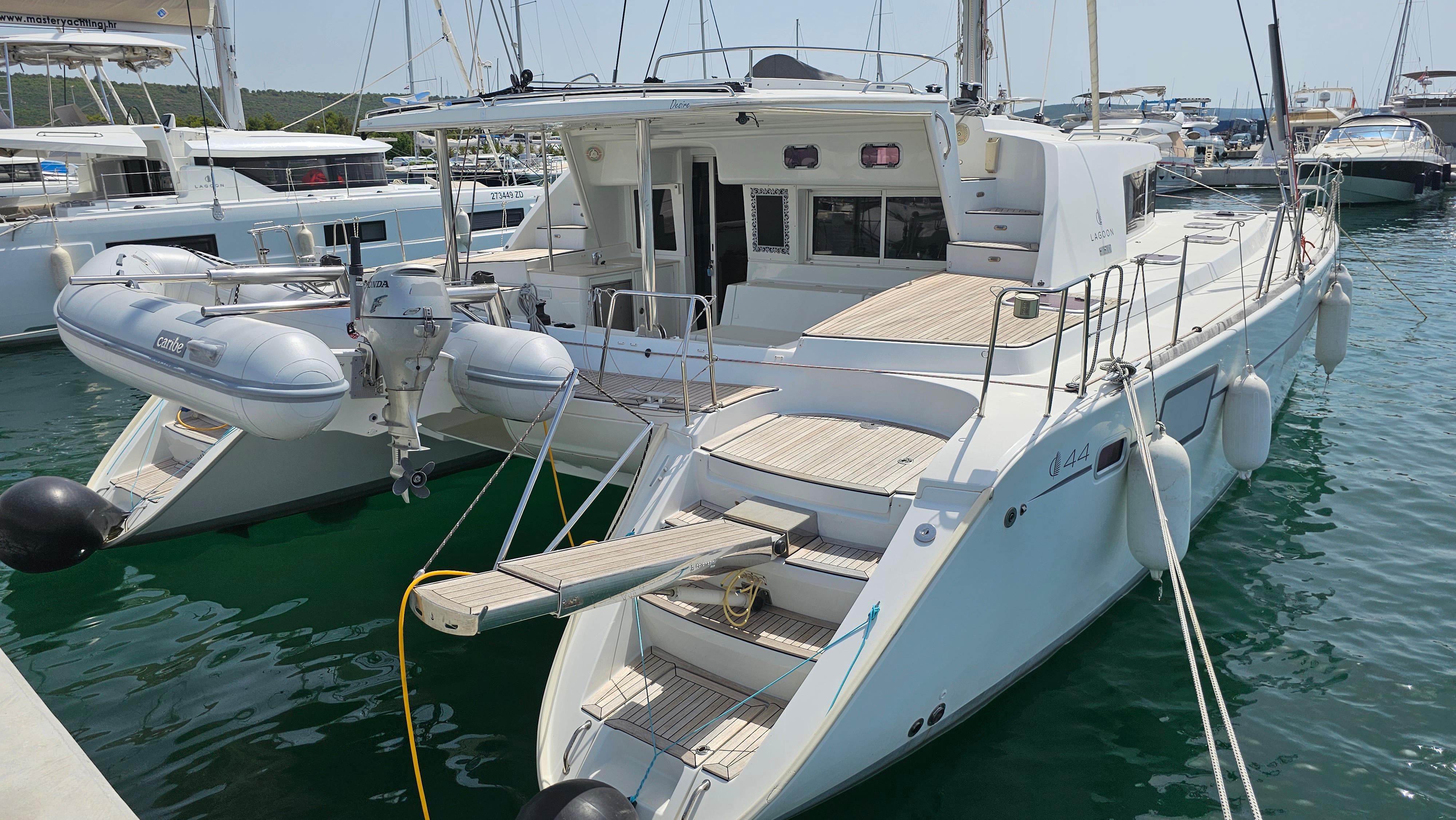2010 Lagoon 440 Multi-Hull for sale - YachtWorld