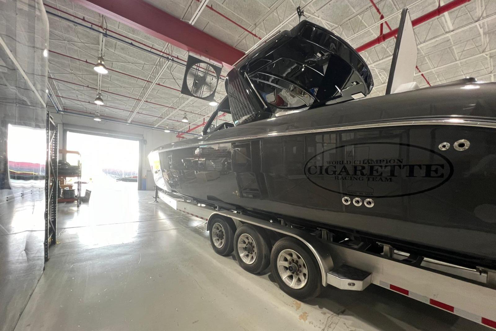 2024 Cigarette 41 Nighthawk Speedboten en Sportboten te koop- YachtWorld